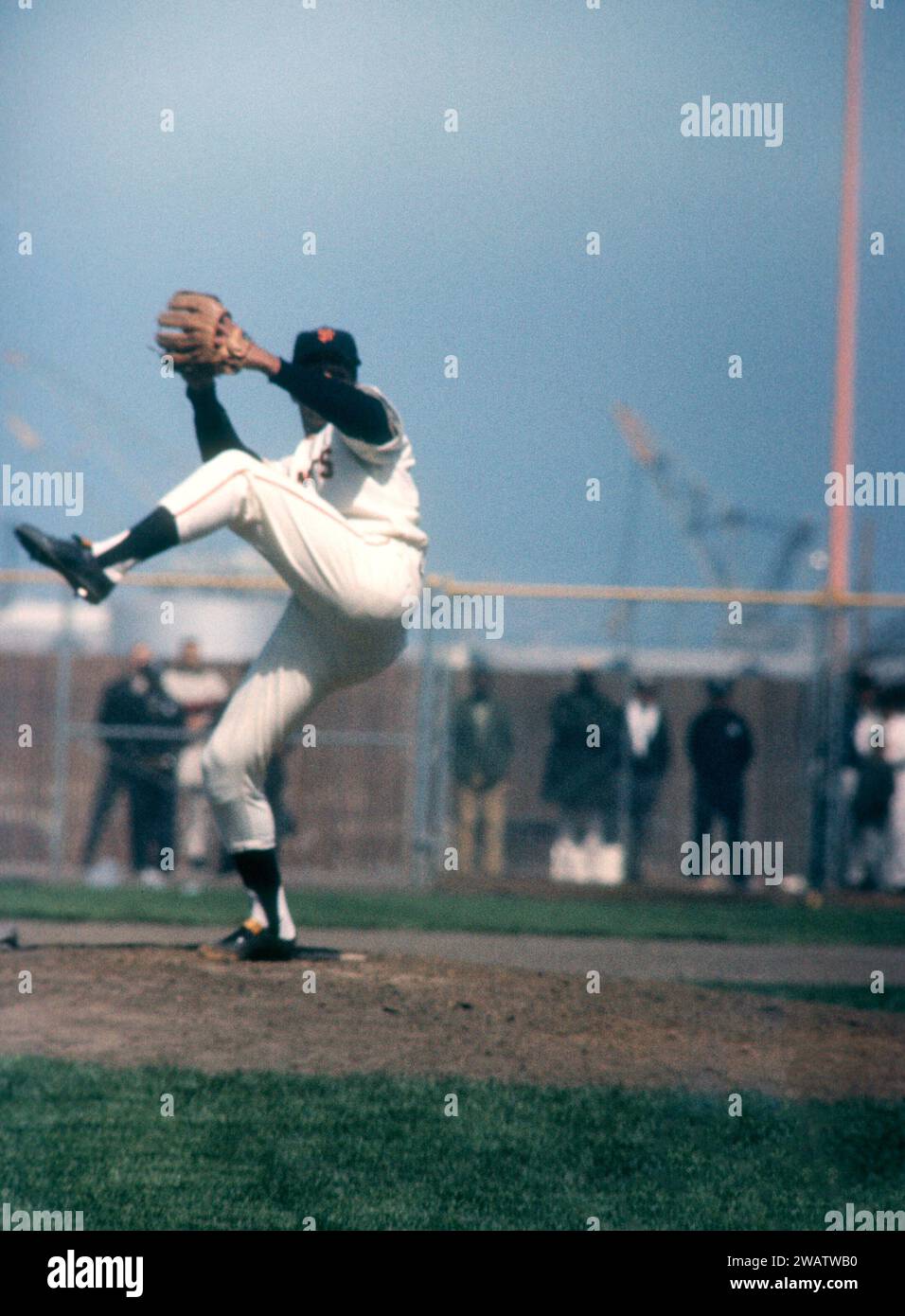 SAN FRANCISCO, CA - MAY 2: Pitcher Juan Marichal #27 of the San ...