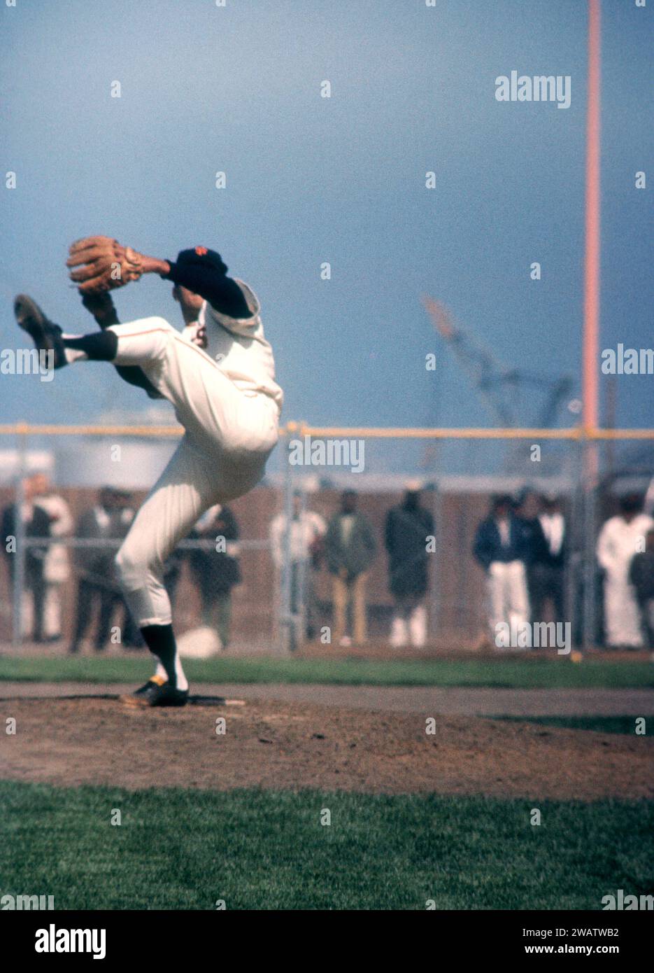 SAN FRANCISCO, CA - MAY 2: Pitcher Juan Marichal #27 of the San ...