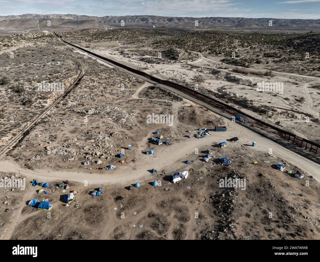 Mexican immigration officials along with the Mexican National Guard ...