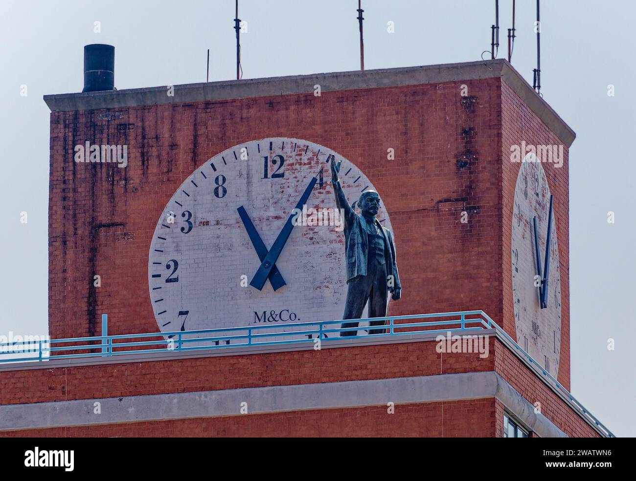 Once-quirky Red Square, with Lenin statue and mis-numbered clock, is ...
