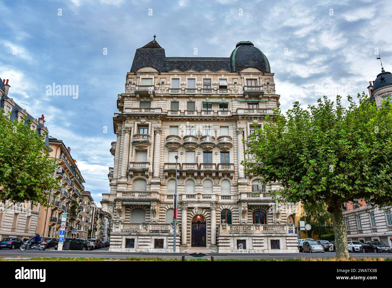 Traditional local architecture buildings structures hi-res stock ...