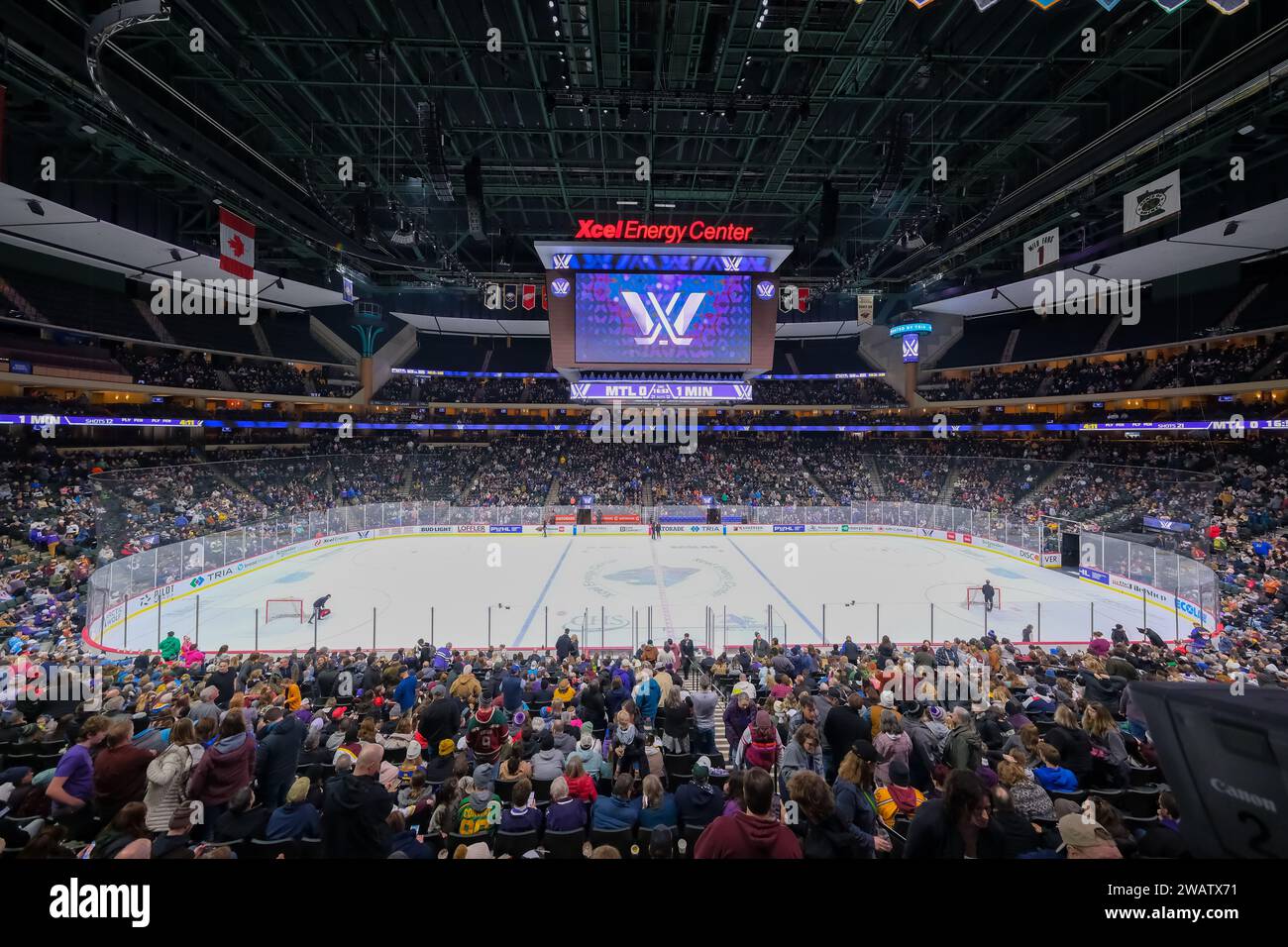 Minneapolis, Minnesota, USA. 6th Jan, 2024. A wide shot of the arena ...