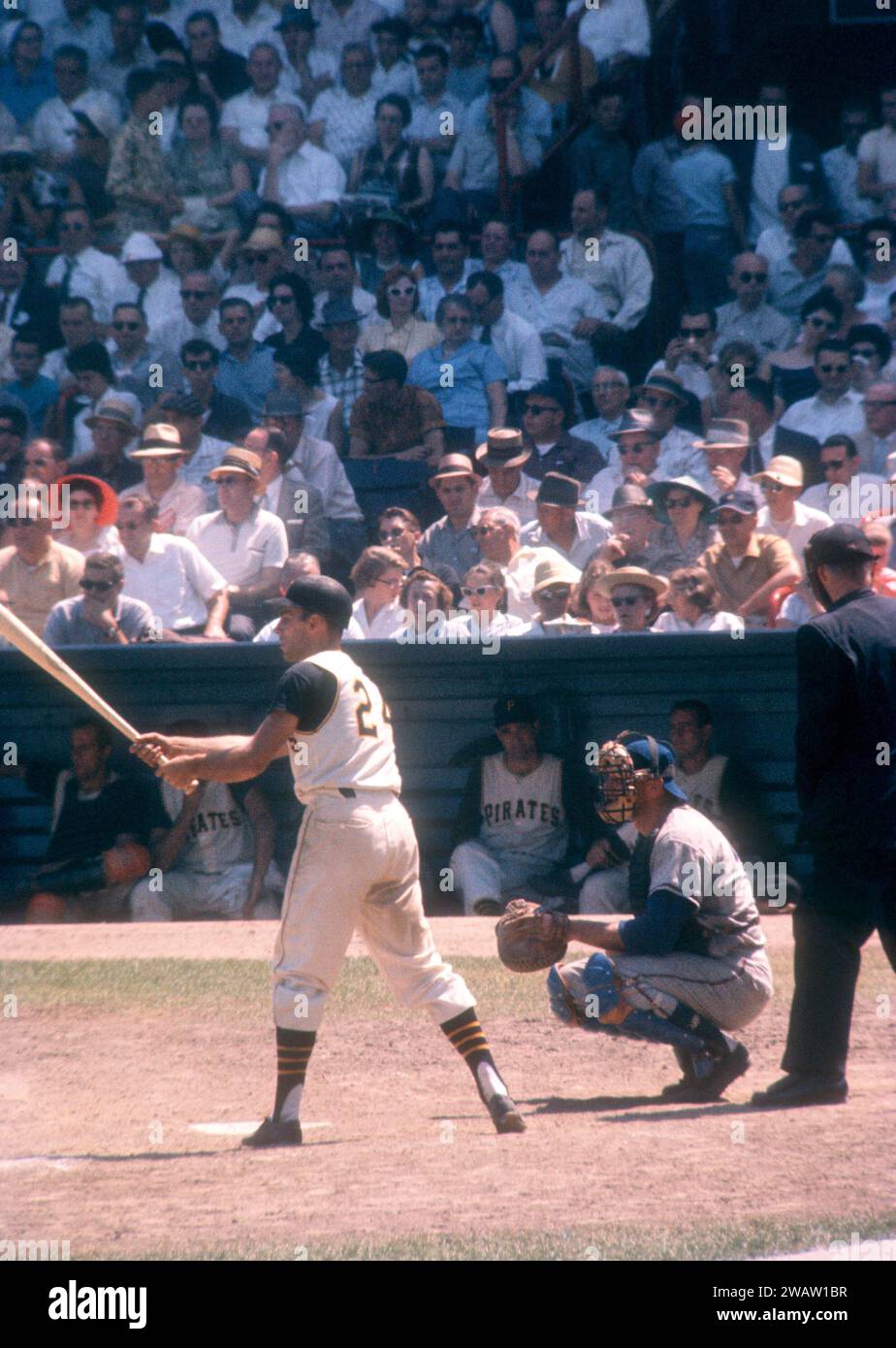 PITTSBURGH, PA - JUNE 26: Dick Groat #24 of the Pittsburgh Pirates bats ...