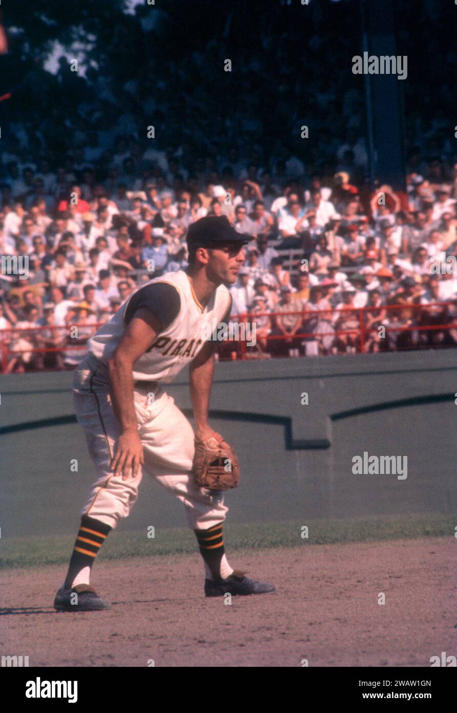 PITTSBURGH, PA - JUNE 26: Shortstop Dick Groat #24 of the Pittsburgh ...