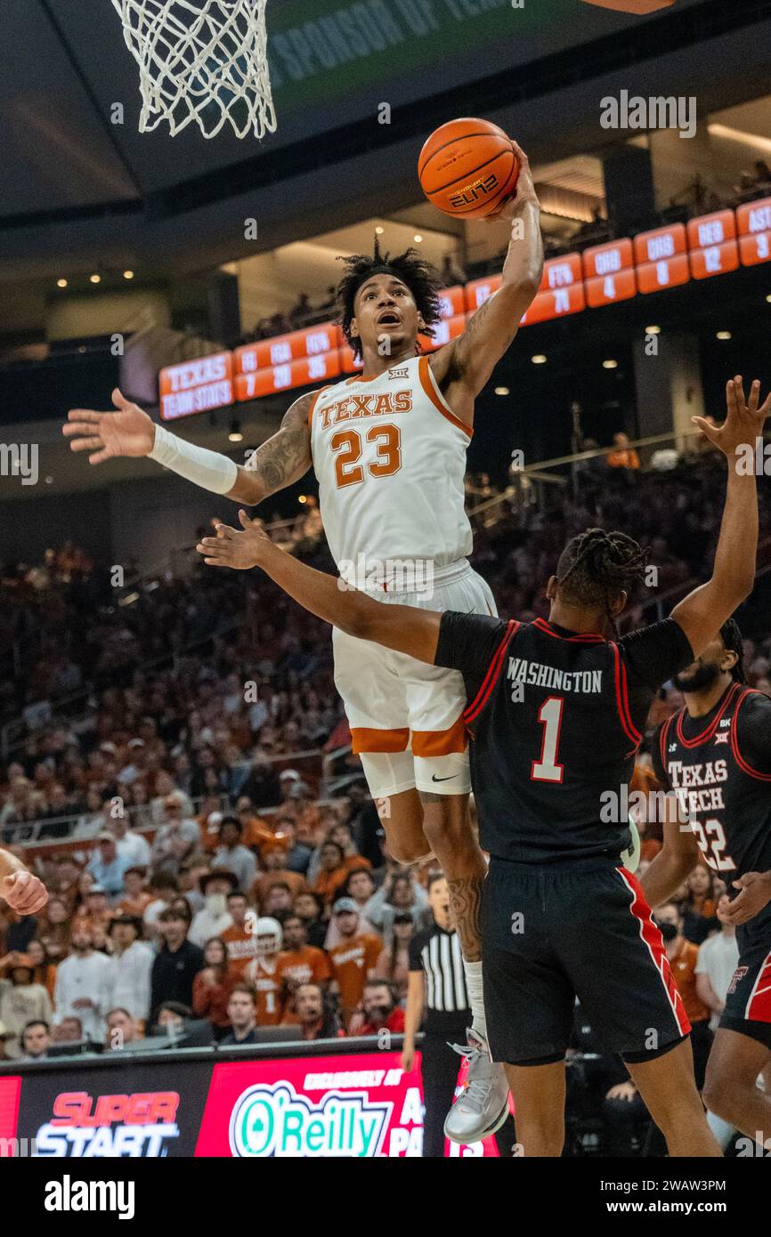 Texas, USA. 6th Jan, 2024. Dillon Mitchell #23 of the Texas Longhorns ...