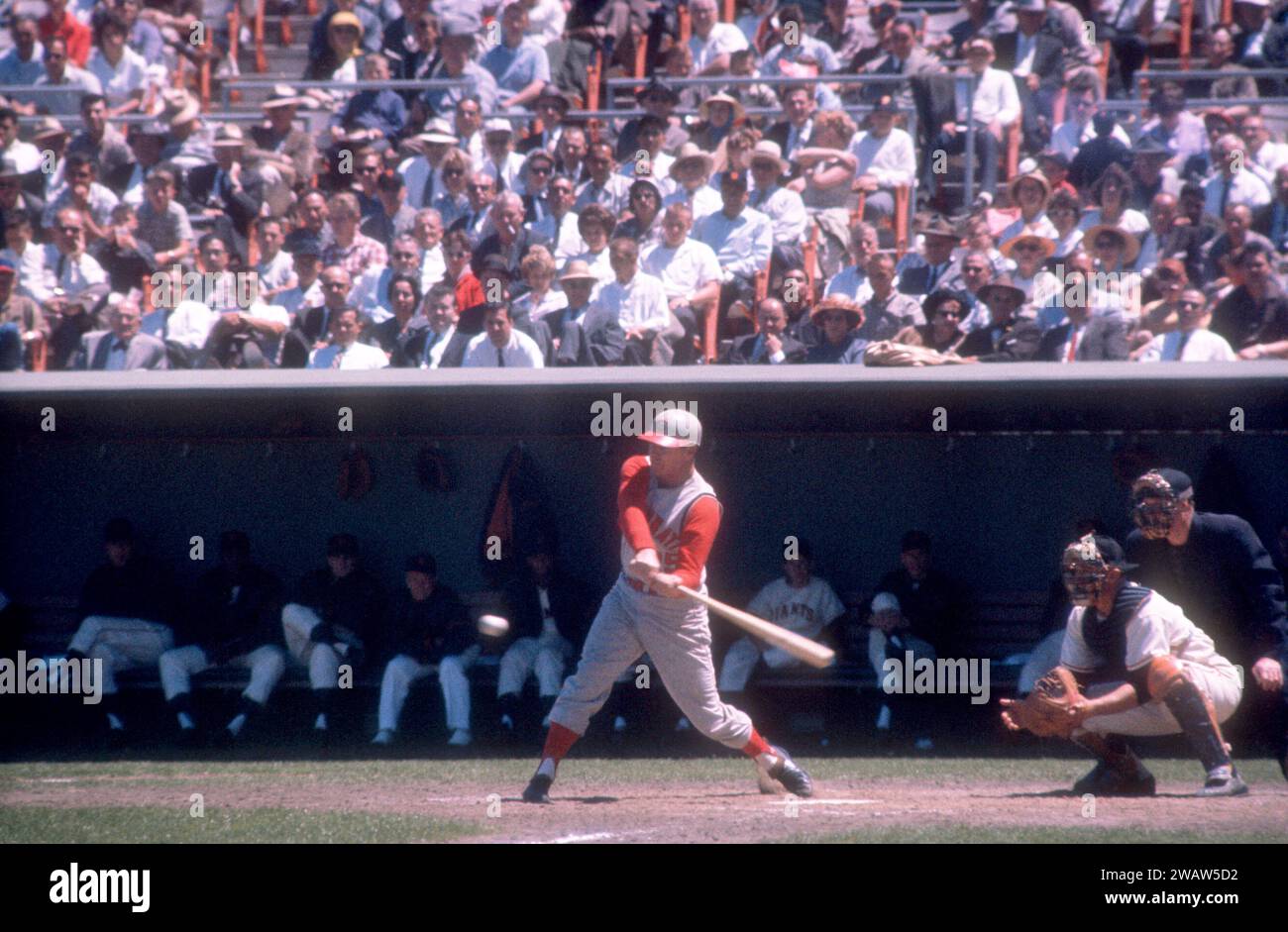 SAN FRANCISCO, CA - JULY 6: Gus Bell #25 of the Cincinnati Reds swings ...
