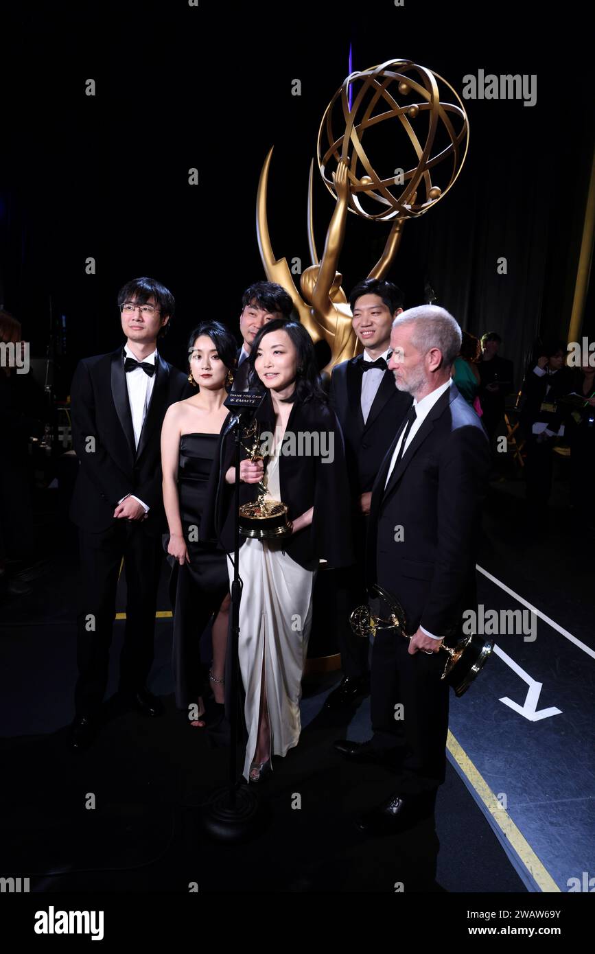 EXCLUSIVE - The team from "The Last Of Us" accepts the Emmy for ...