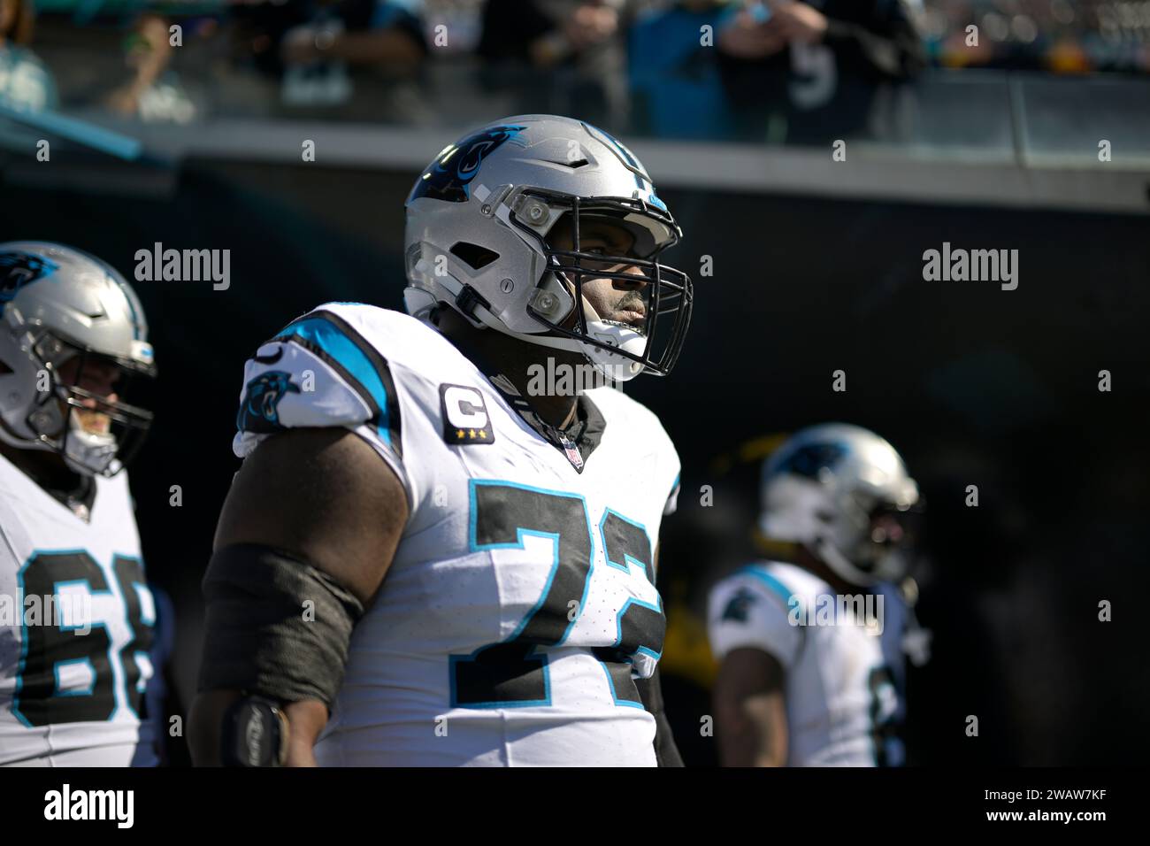 Carolina Panthers offensive tackle Taylor Moton (72) waits to take the ...