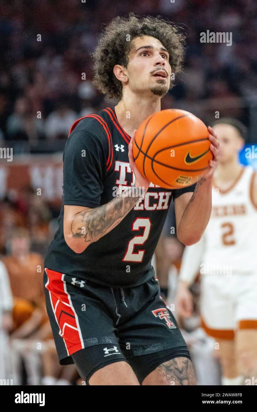 Texas, USA. 6th Jan, 2024. Pop Isaacs #2 of the Texas Tech Red Raiders ...