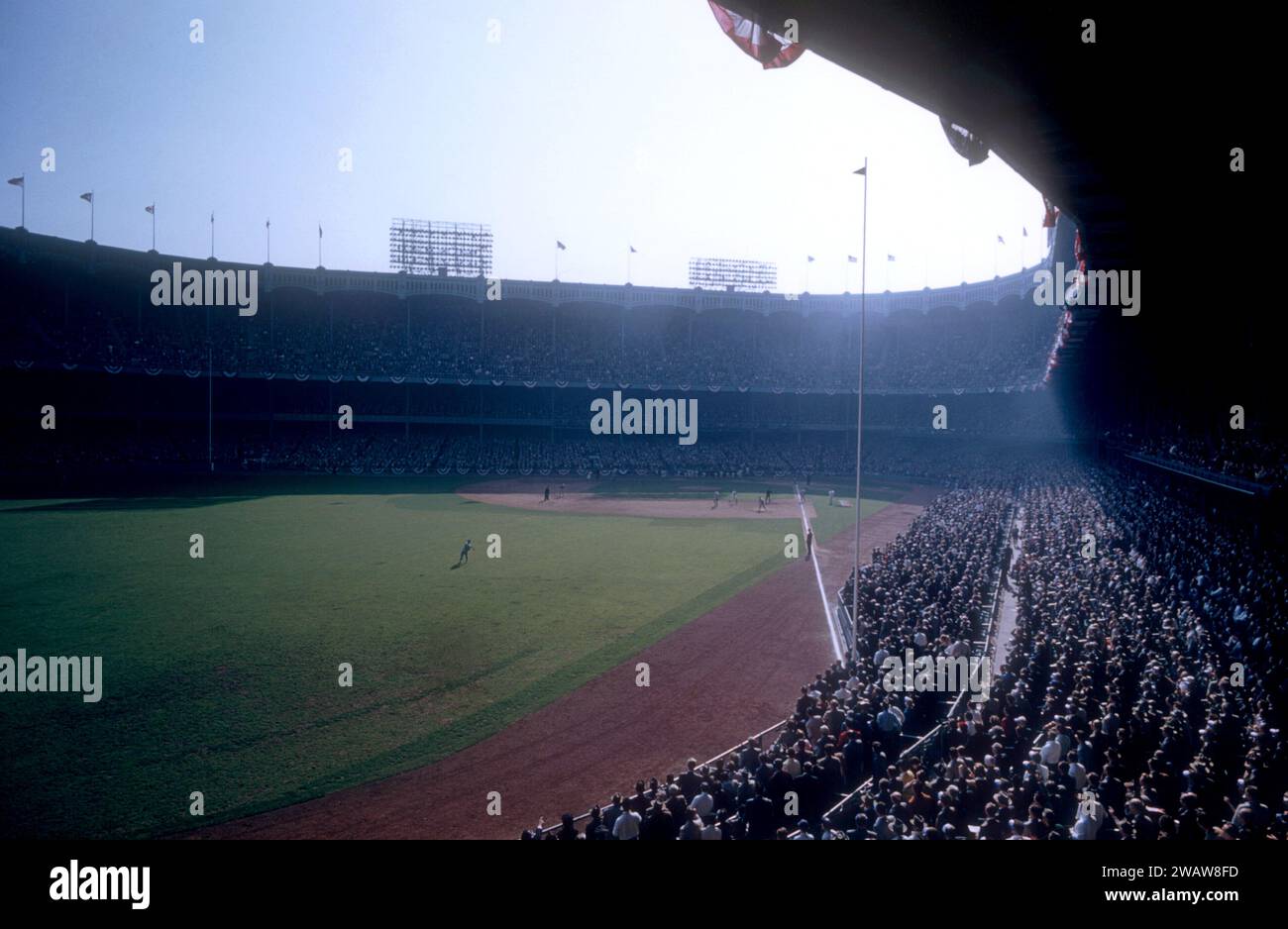 BRONX, NY - SEPTEMBER, 1955: General view of the 1955 World Series ...