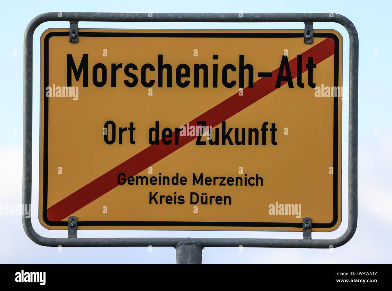 Merzenich, Germany. 05th Jan, 2024. The town sign in the Morschenich ...