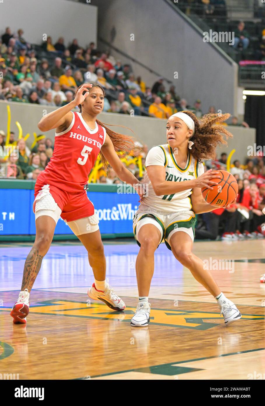 Waco, Texas, USA. 6th Jan, 2024. Houston Cougars guard N'Yah Boyd (5 ...