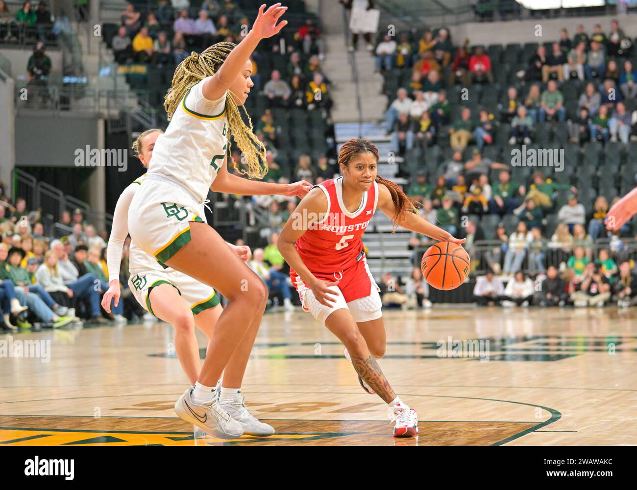 Waco, Texas, USA. 6th Jan, 2024. Houston Cougars guard N'Yah Boyd (5 ...