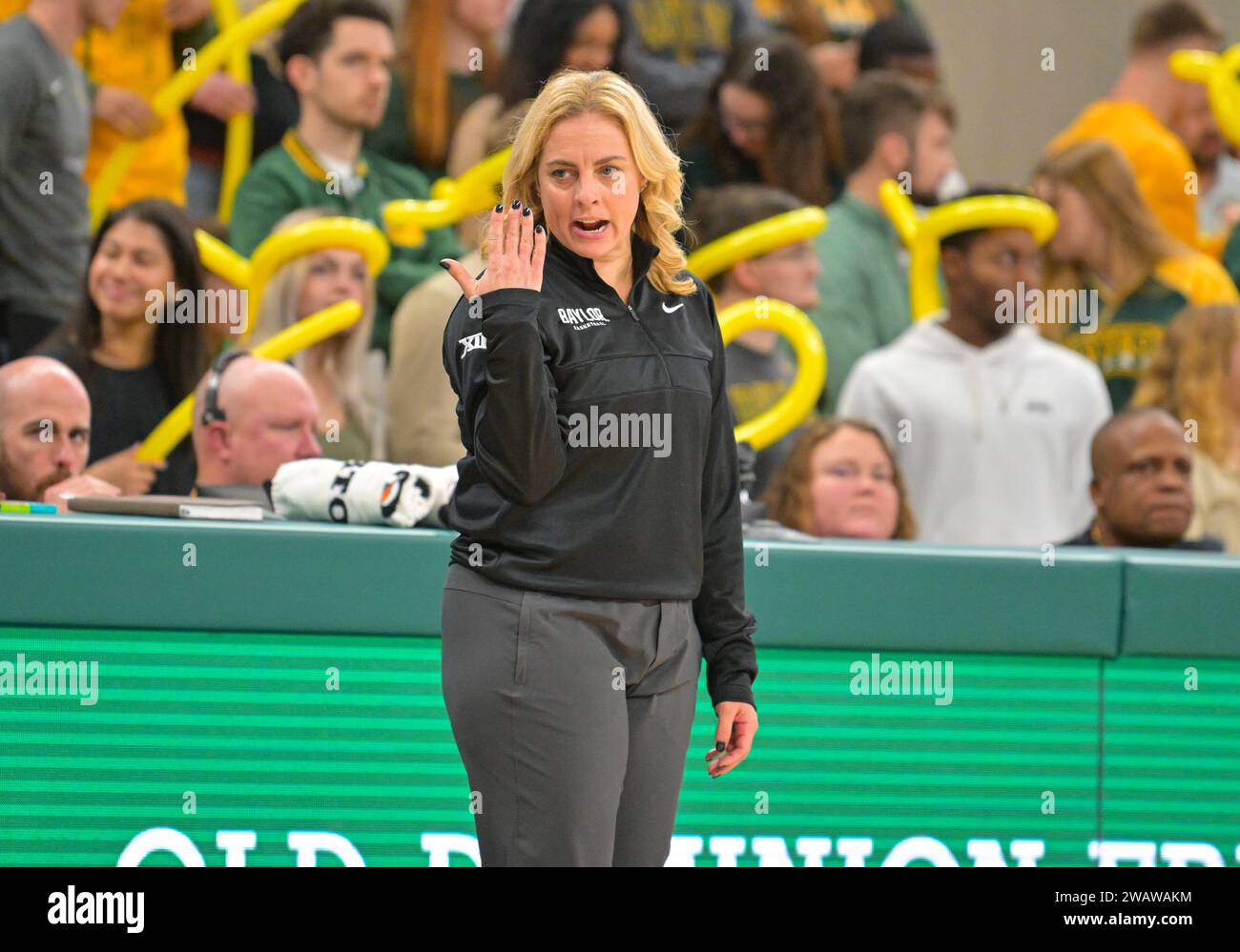 Waco, Texas, USA. 6th Jan, 2024. Baylor Lady Bears head coach NICKI ...