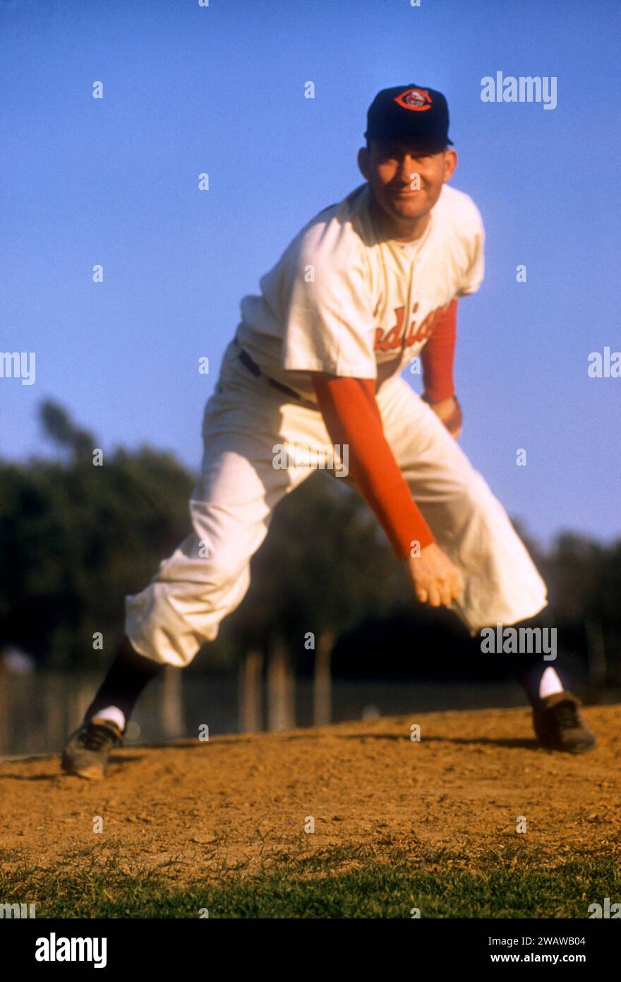 TUCSON, AZ - MARCH, 1957: Pitcher Bob Lemon #21 of the Cleveland ...