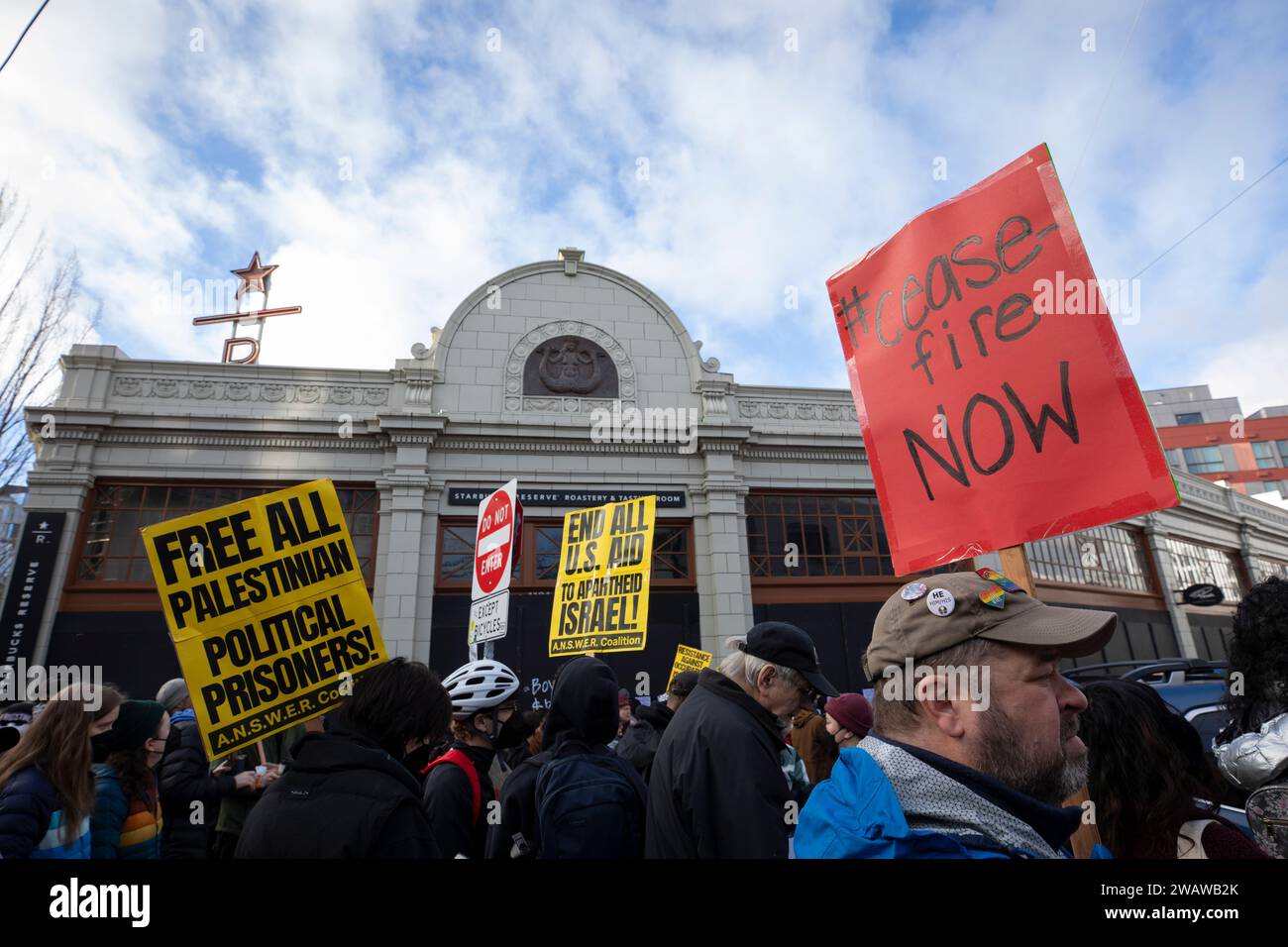 Seattle, Washington, USA. 6th January, 2024. Hundreds gather in ...