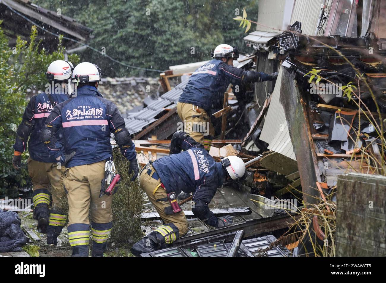 Firefighters conduct a search operation in Suzu, Ishikawa prefecture ...