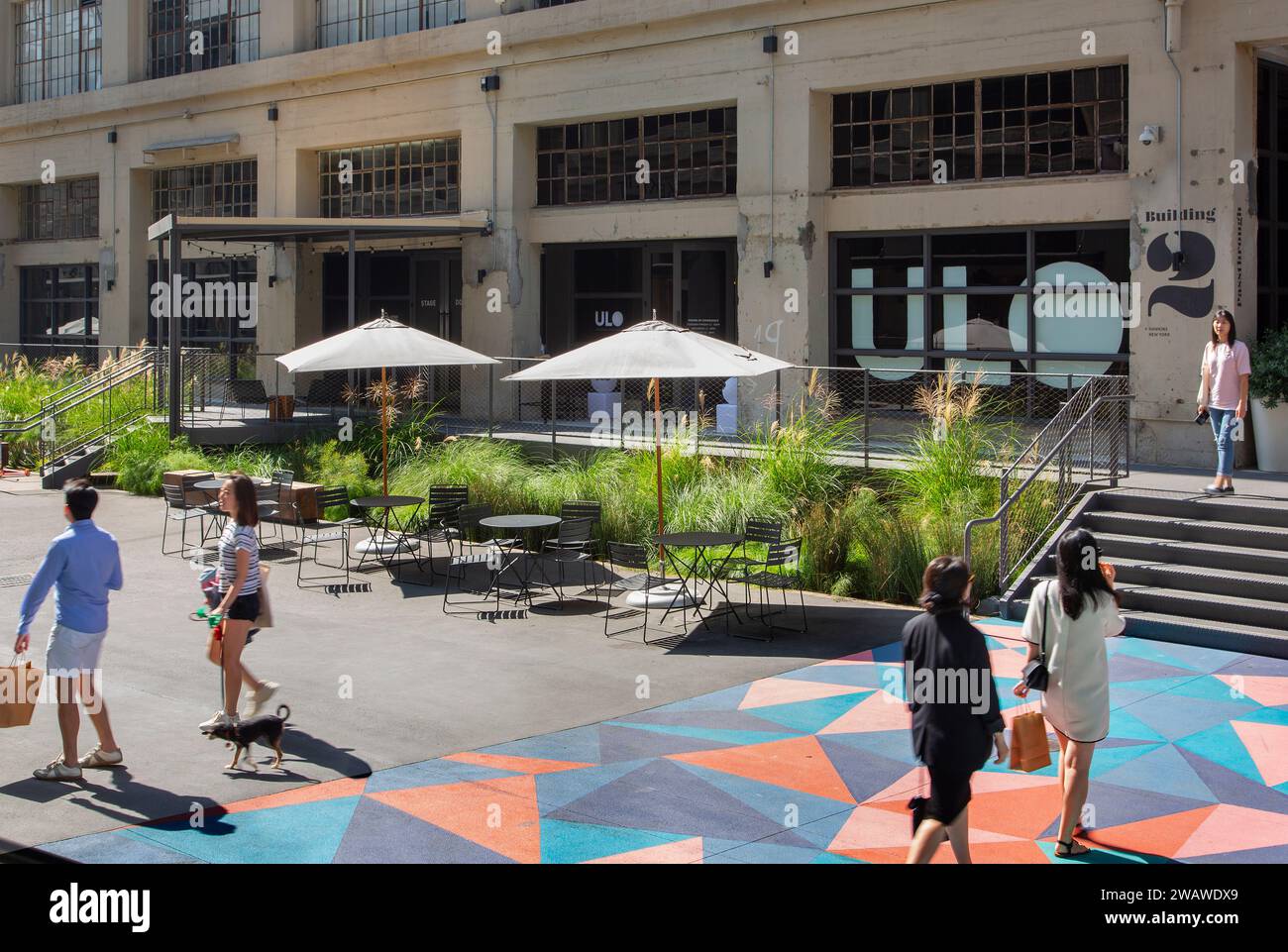 Row dtla hi-res stock photography and images - Alamy