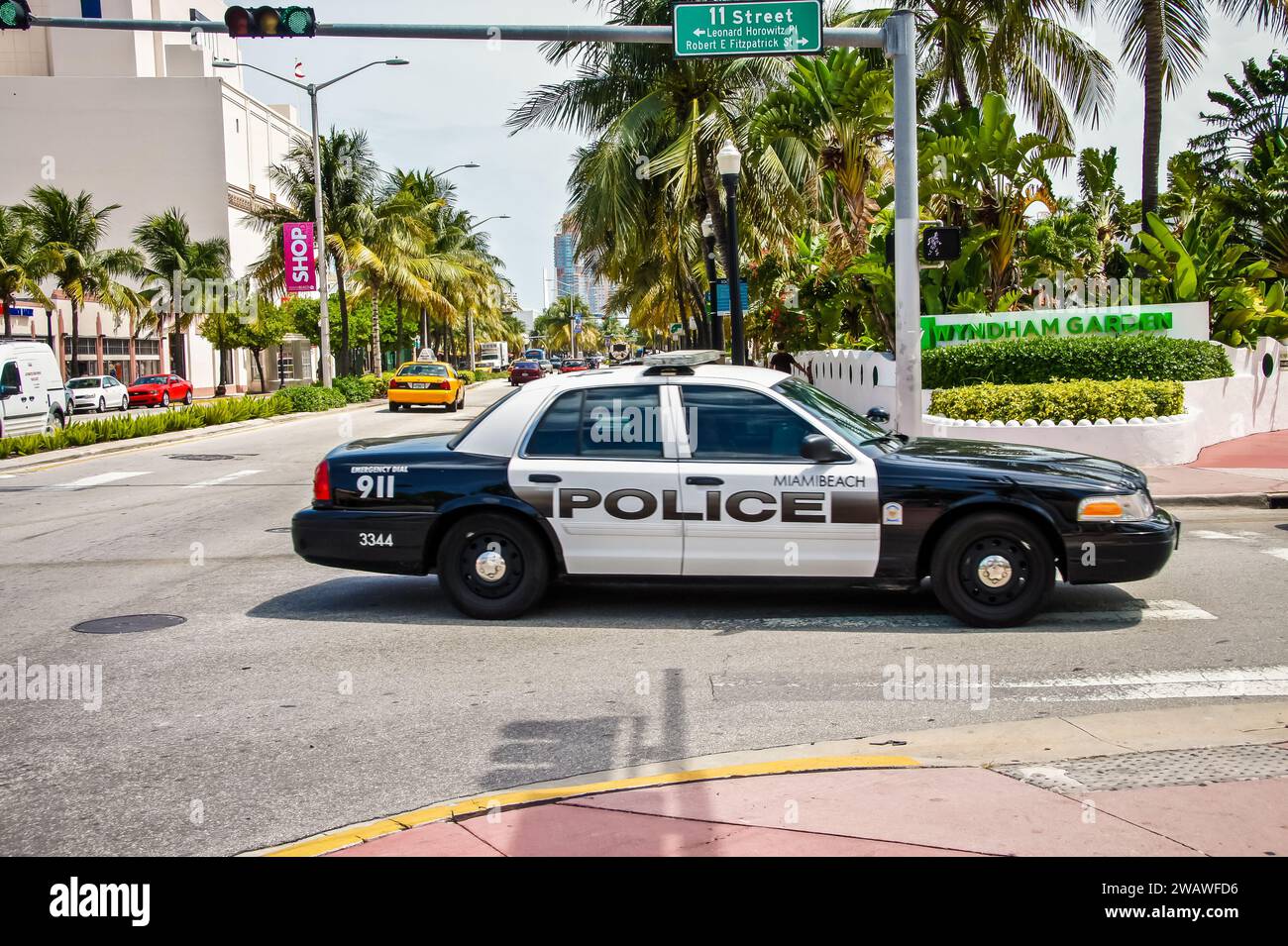 Explore diverse police and law enforcement visuals! Download images of ...