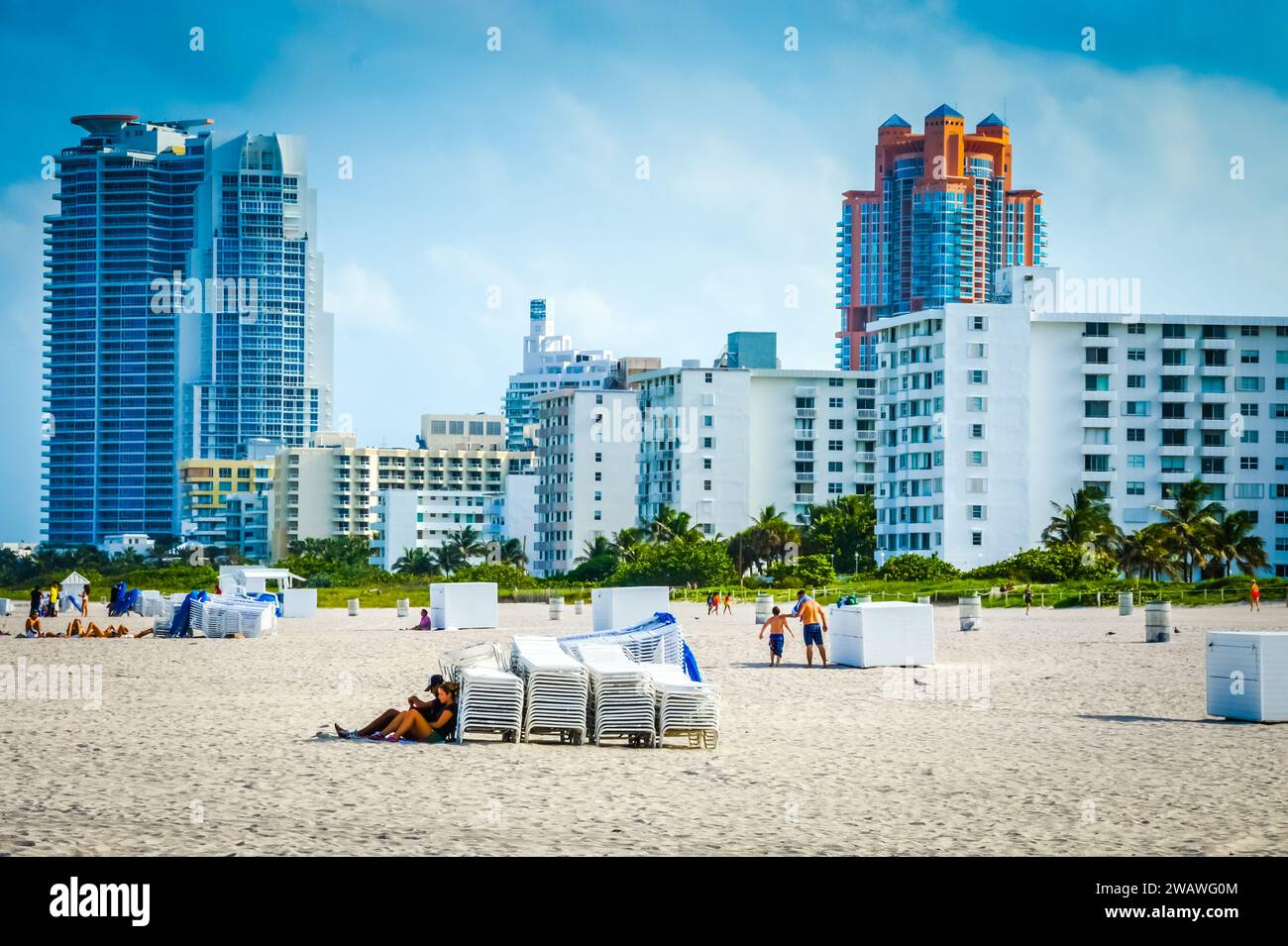 Explore Miami Beach: Labor Day Scenes, Oceanfront Living, and Luxury ... Explore Miami Beach: Labor Day Scenes, Oceanfront Living, and Luxury ...