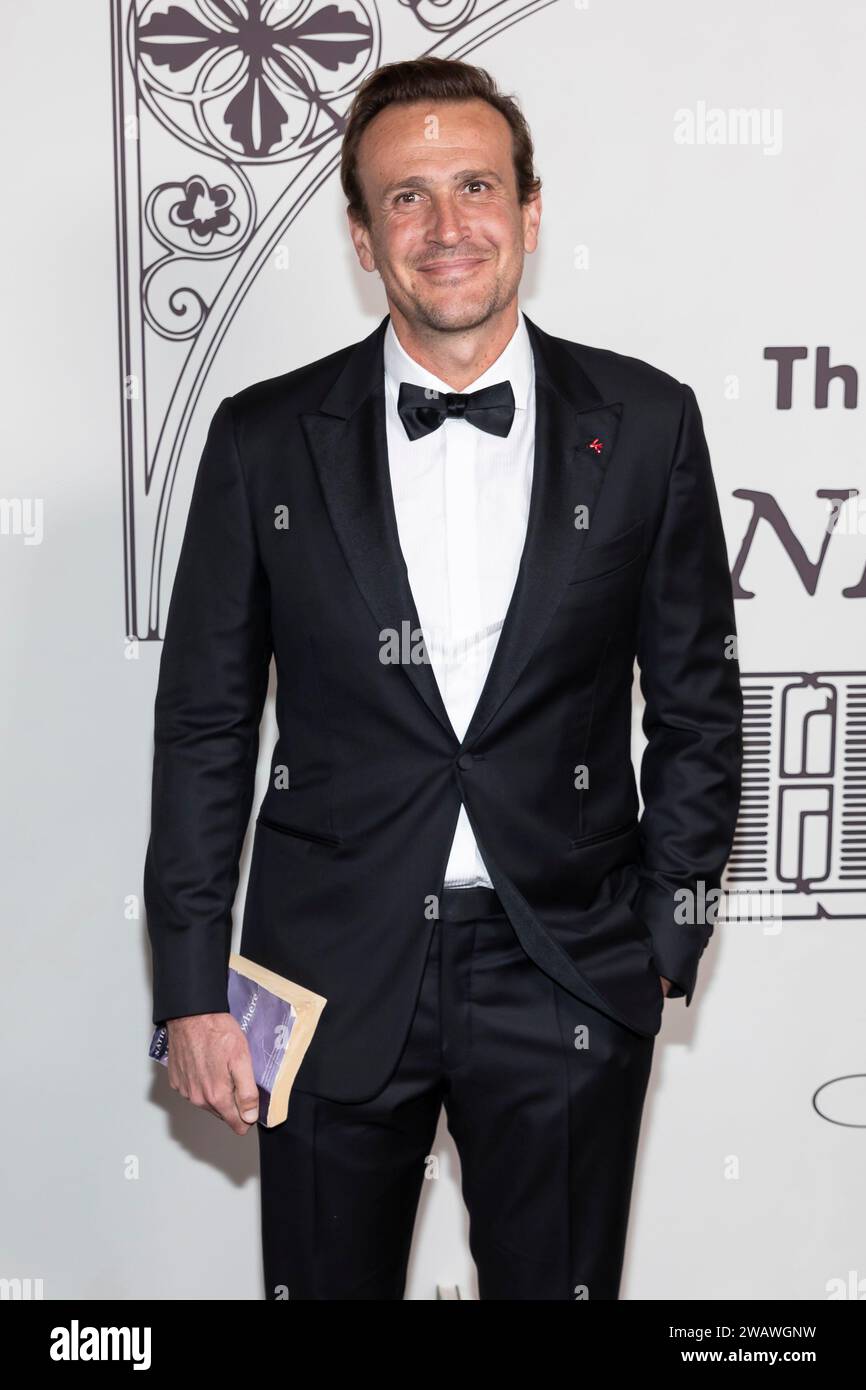Los Angeles, USA. 06th Jan, 2024. Jason Segal attends the arrivals of ...