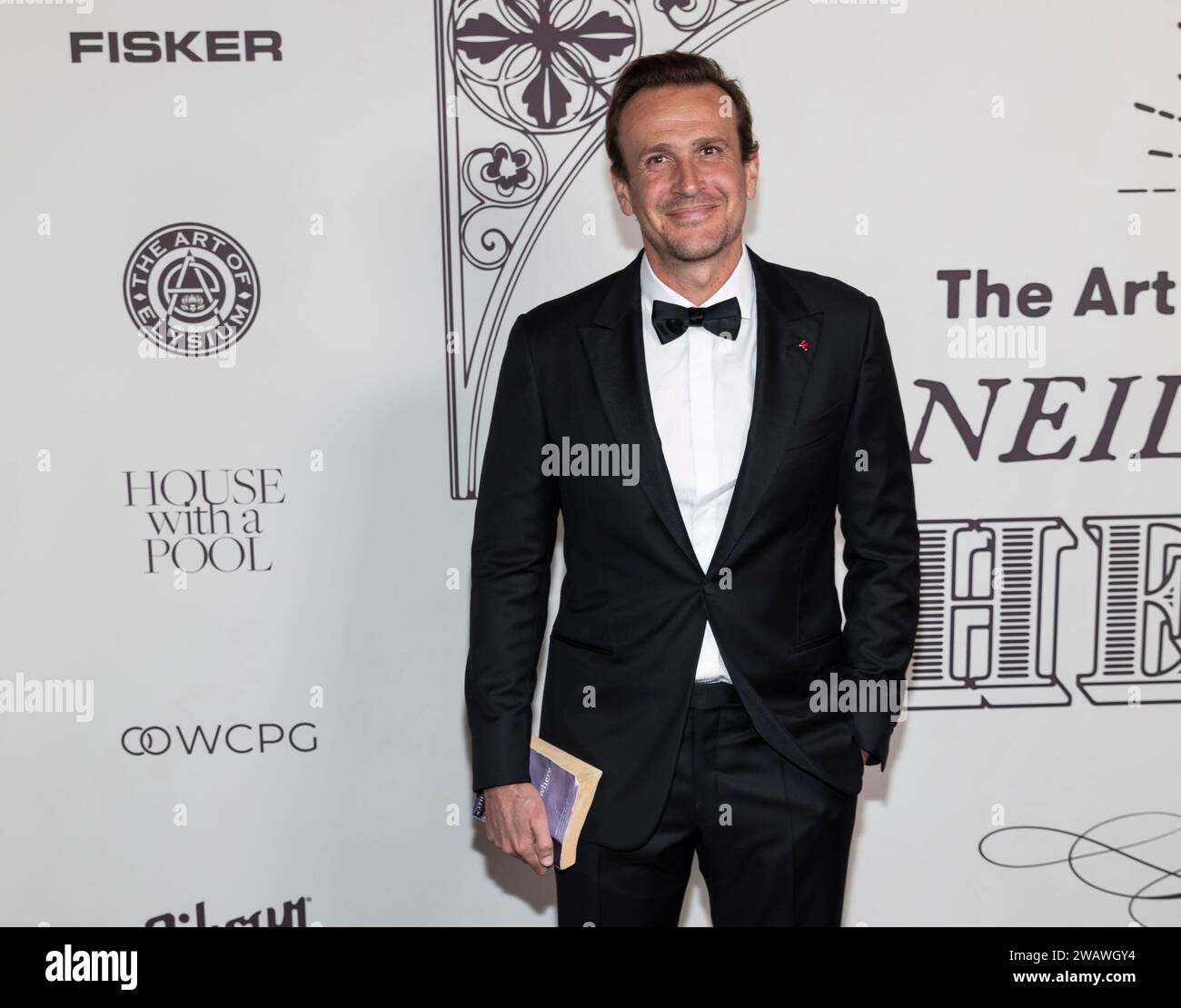 Los Angeles, USA. 06th Jan, 2024. Jason Segal attends the arrivals of ...