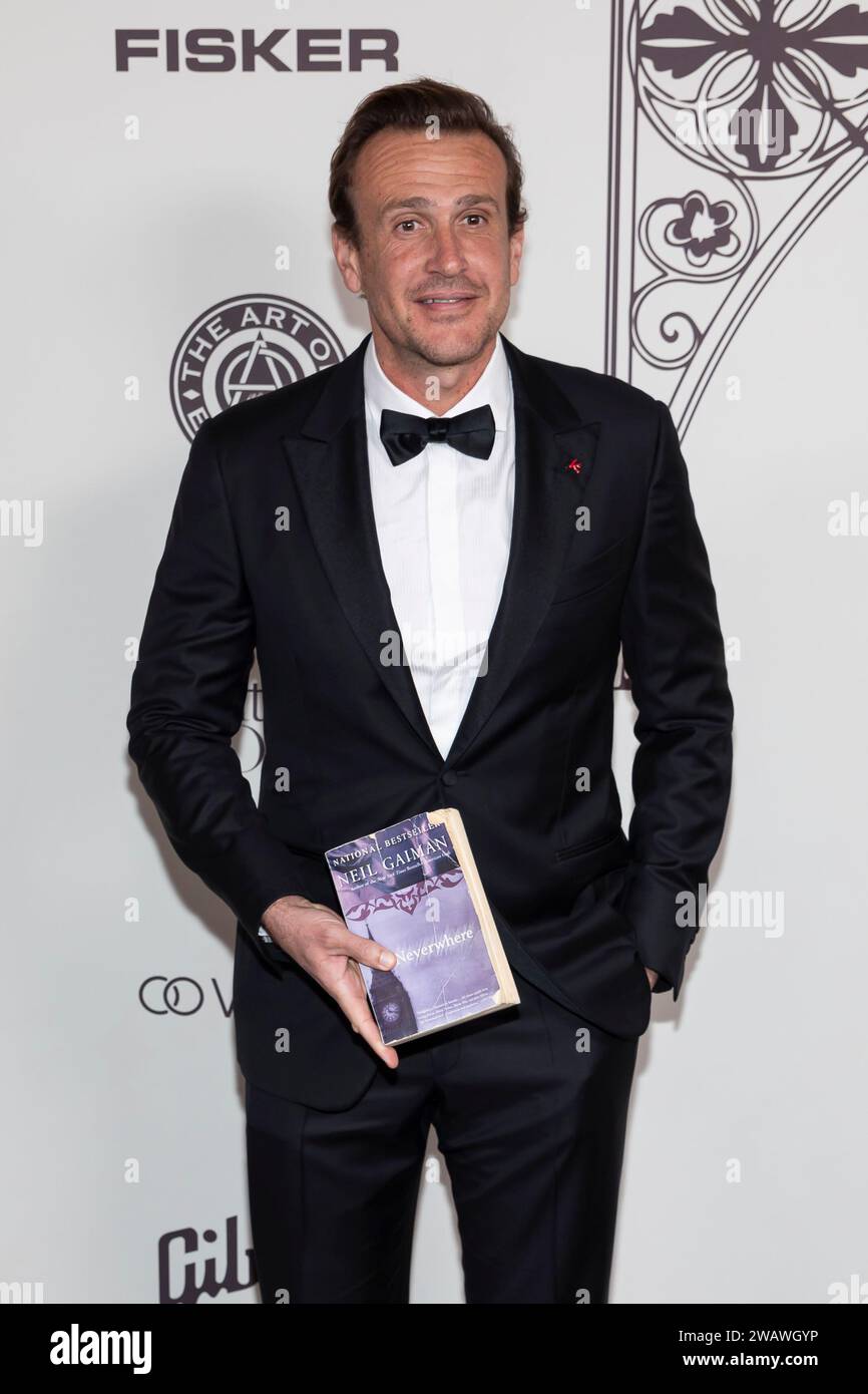 Los Angeles, USA. 06th Jan, 2024. Jason Segal attends the arrivals of ...