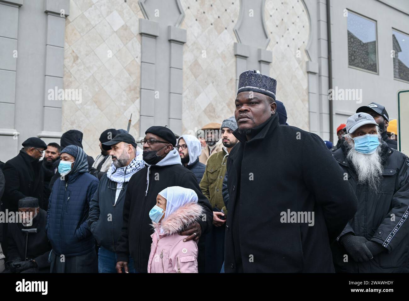 Newark, United States. 06th Jan, 2024. Mourners pay their respects at ...