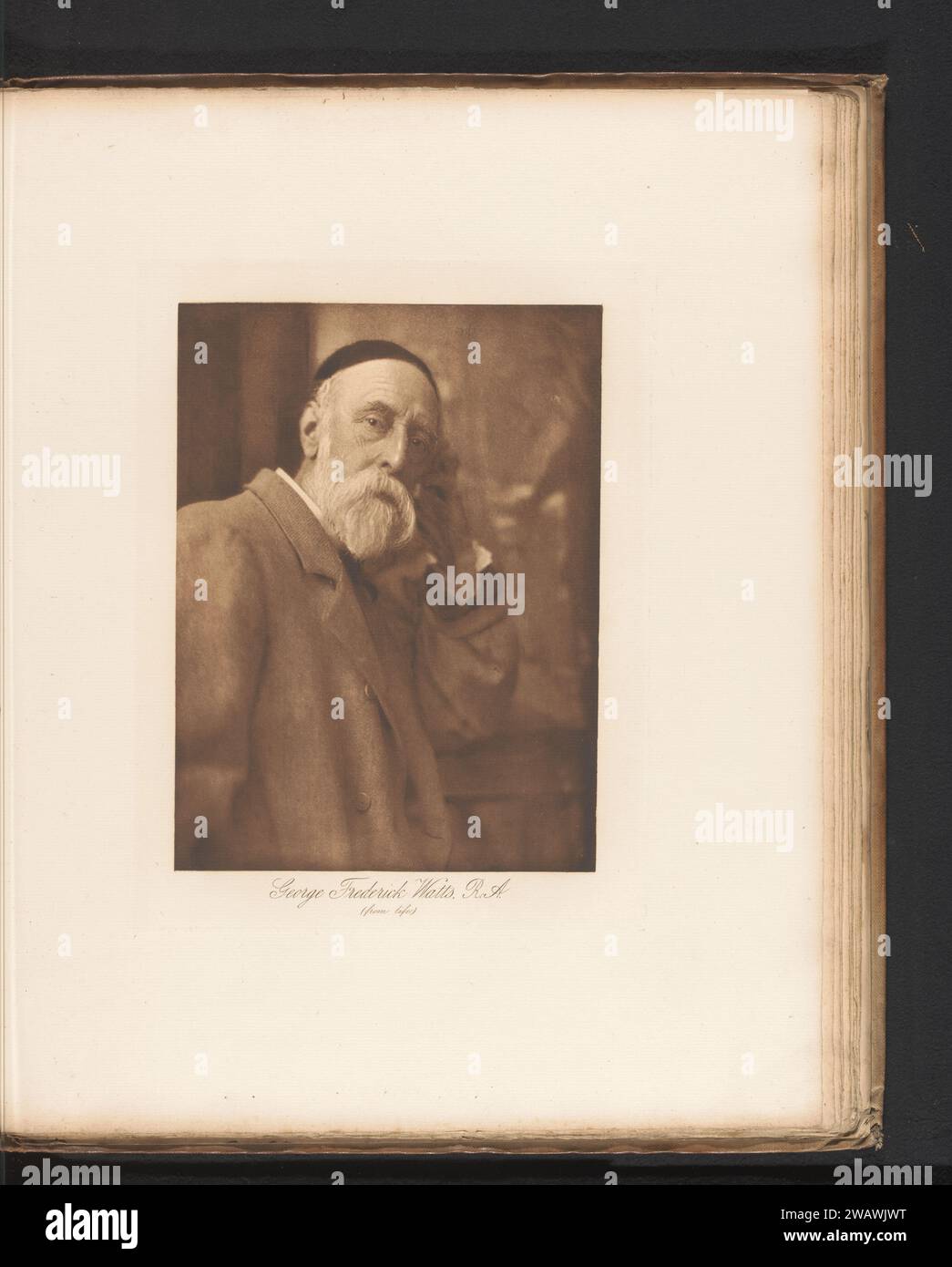 Julia margaret cameron self portrait hi-res stock photography and images - Alamy