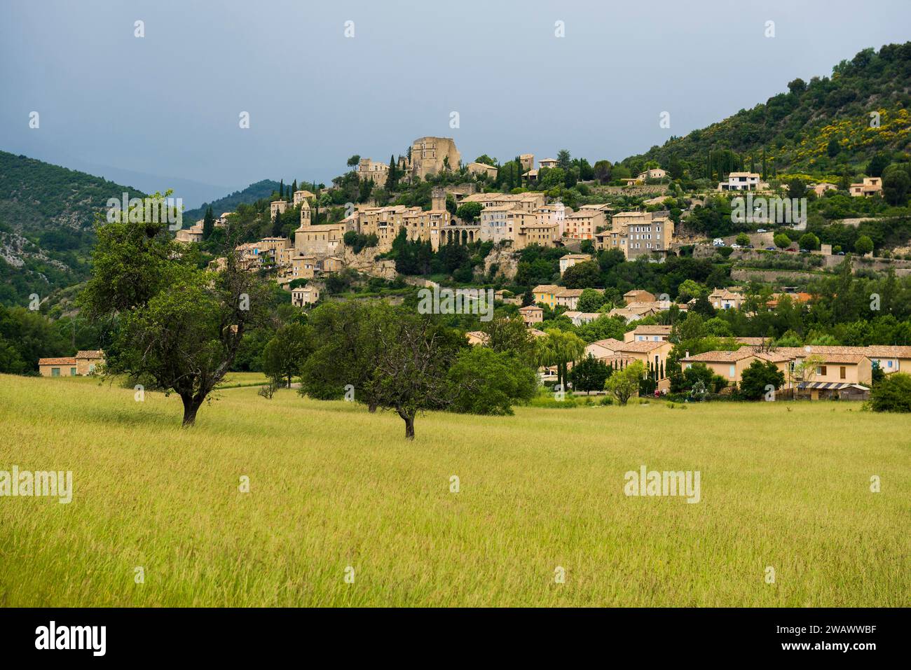 Medieval village in the mountains, Montbrun-les-Bains, Plus beaux ...