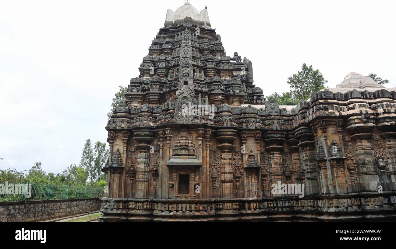 Ancient Shri Someshwara Swamy Temple, 12th Century Chalukya Dynasty ...