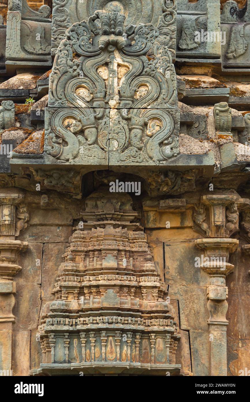 Beautiful Carvings of Hindu Mythological Creatures and Kirtimukha on ...