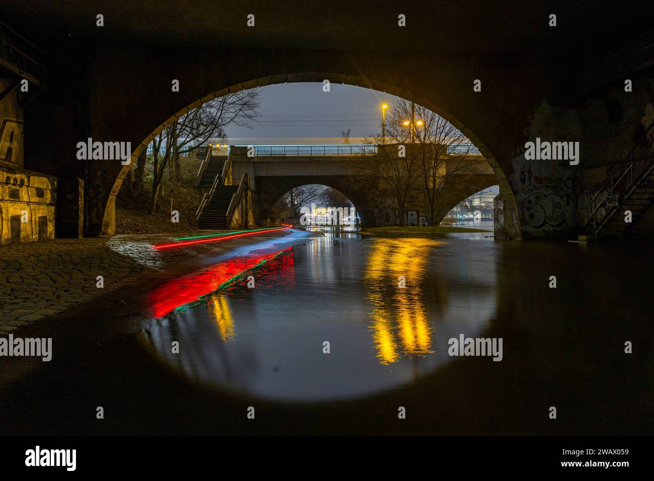 Elbehochwasser in Dresden Beim ersten Hochwasser des Jahres 2024, ist ...