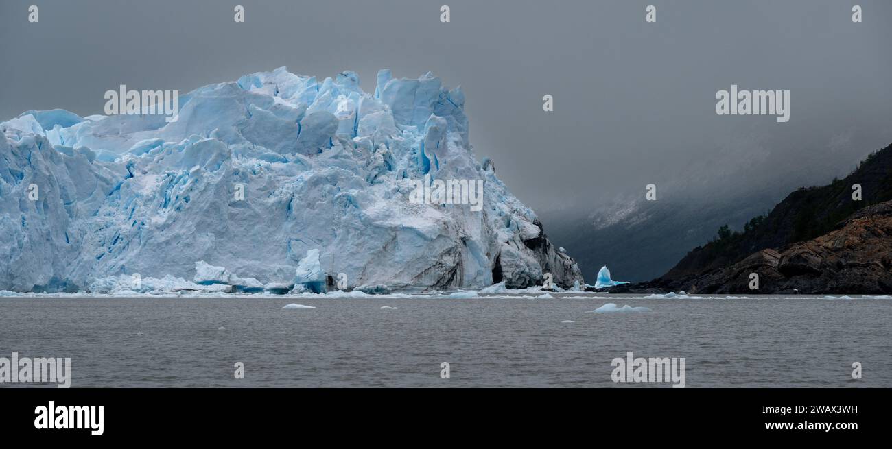 Perito Moreno Glacier, Los Glaciers NP, El Califate, Argentina Stock ...