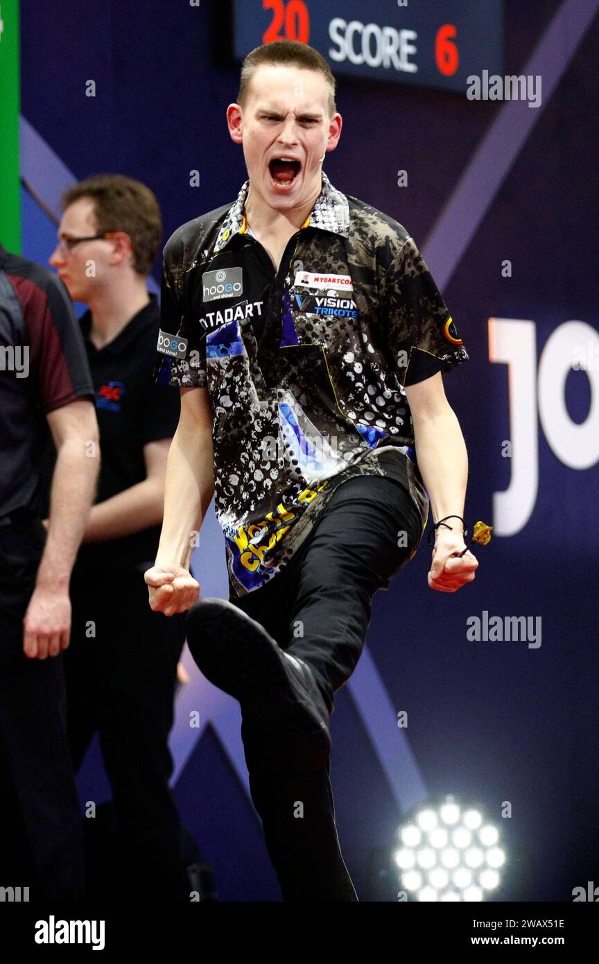 Ricardo Pikachu Pietreczko bei der Promi-Darts-WM 2024 im Maritim Hotel ...