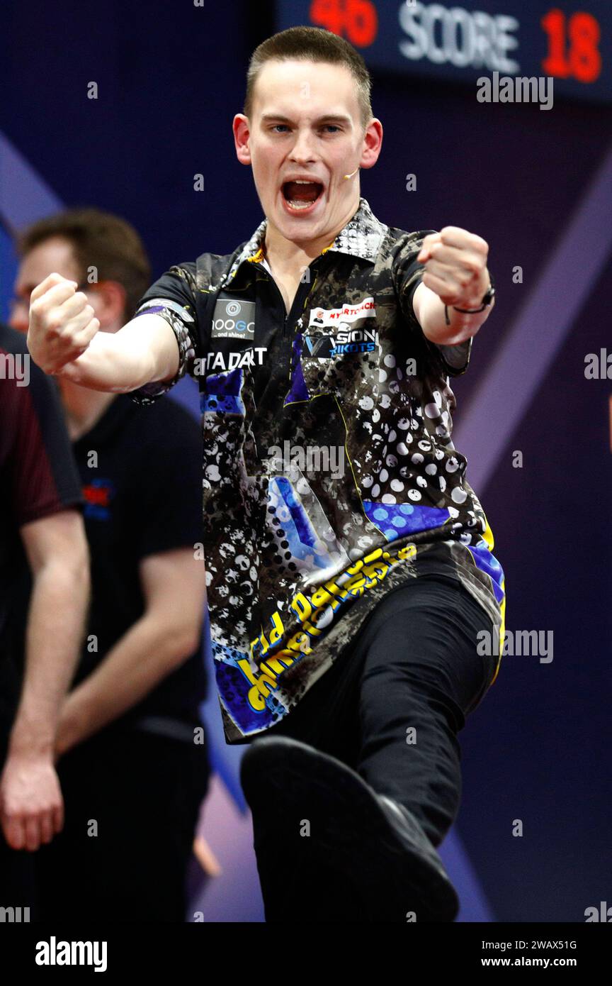 Ricardo Pikachu Pietreczko bei der Promi-Darts-WM 2024 im Maritim Hotel ...