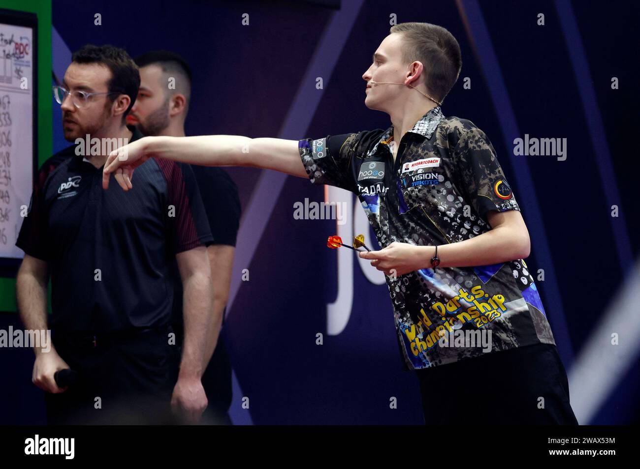 Ricardo Pikachu Pietreczko bei der Promi-Darts-WM 2024 im Maritim Hotel ...