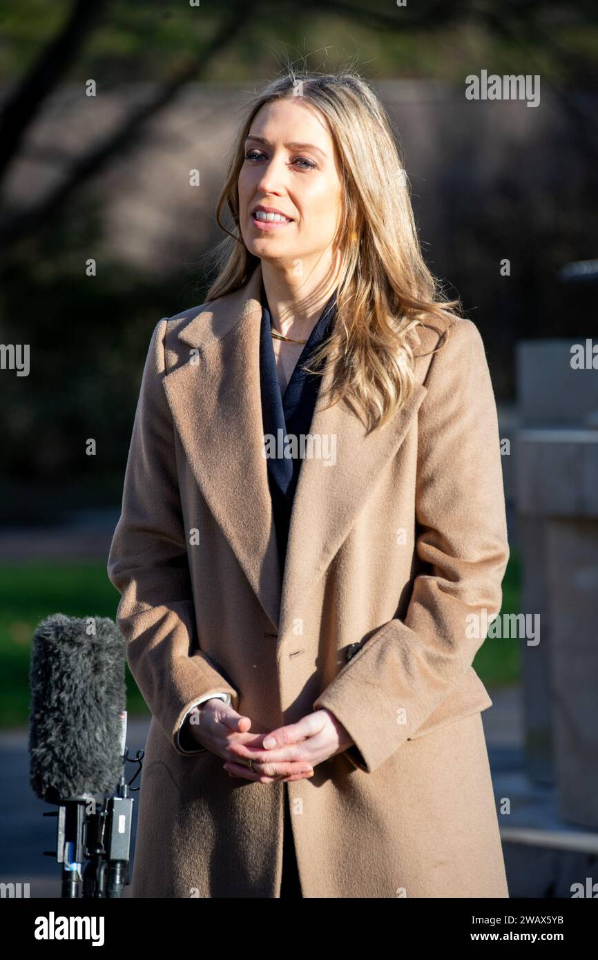 Laura trott mp hi-res stock photography and images - Alamy