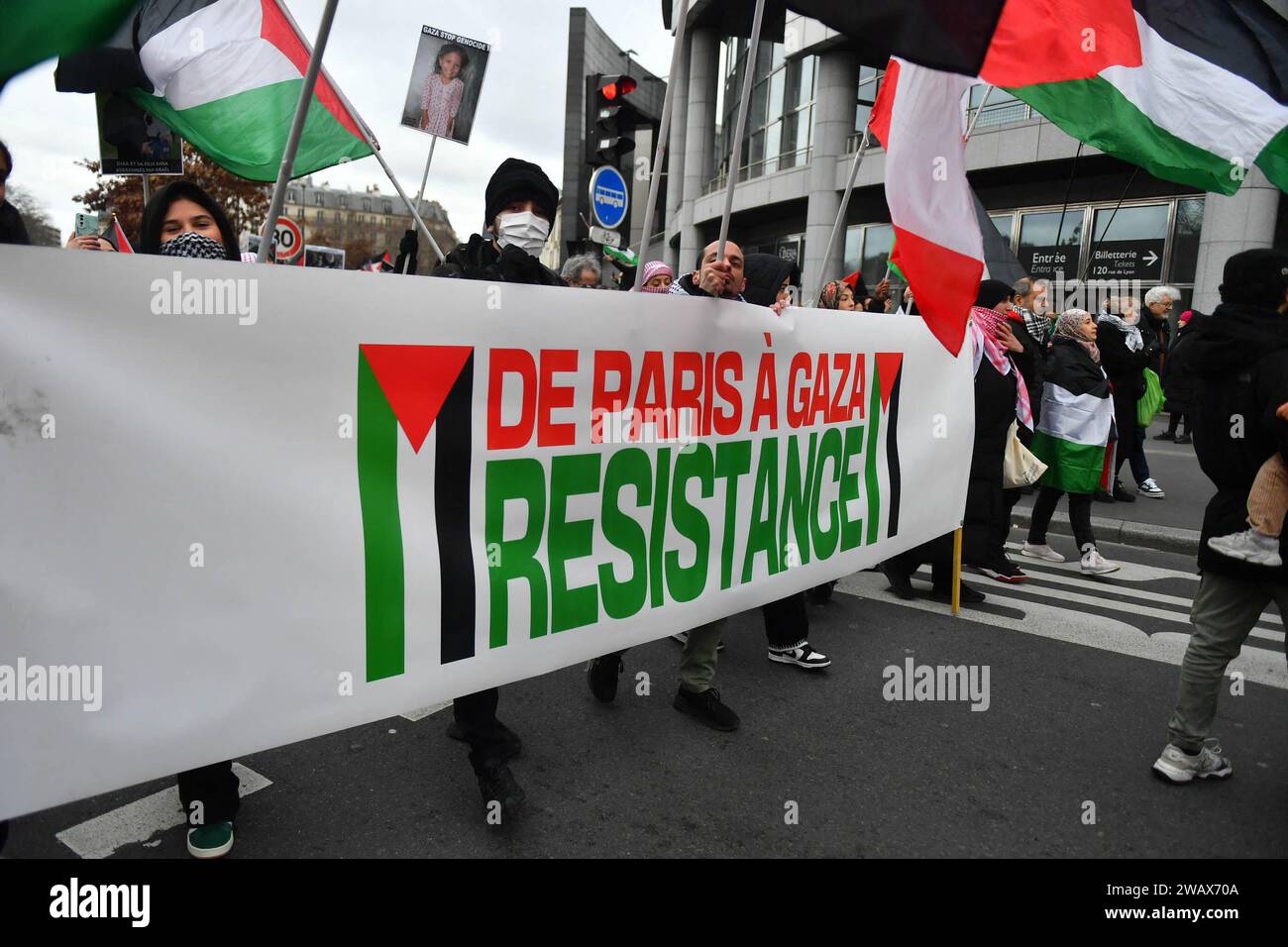 Paris, France. 07th Jan, 2024. Demonstration for ceasefire in Gaza and ...