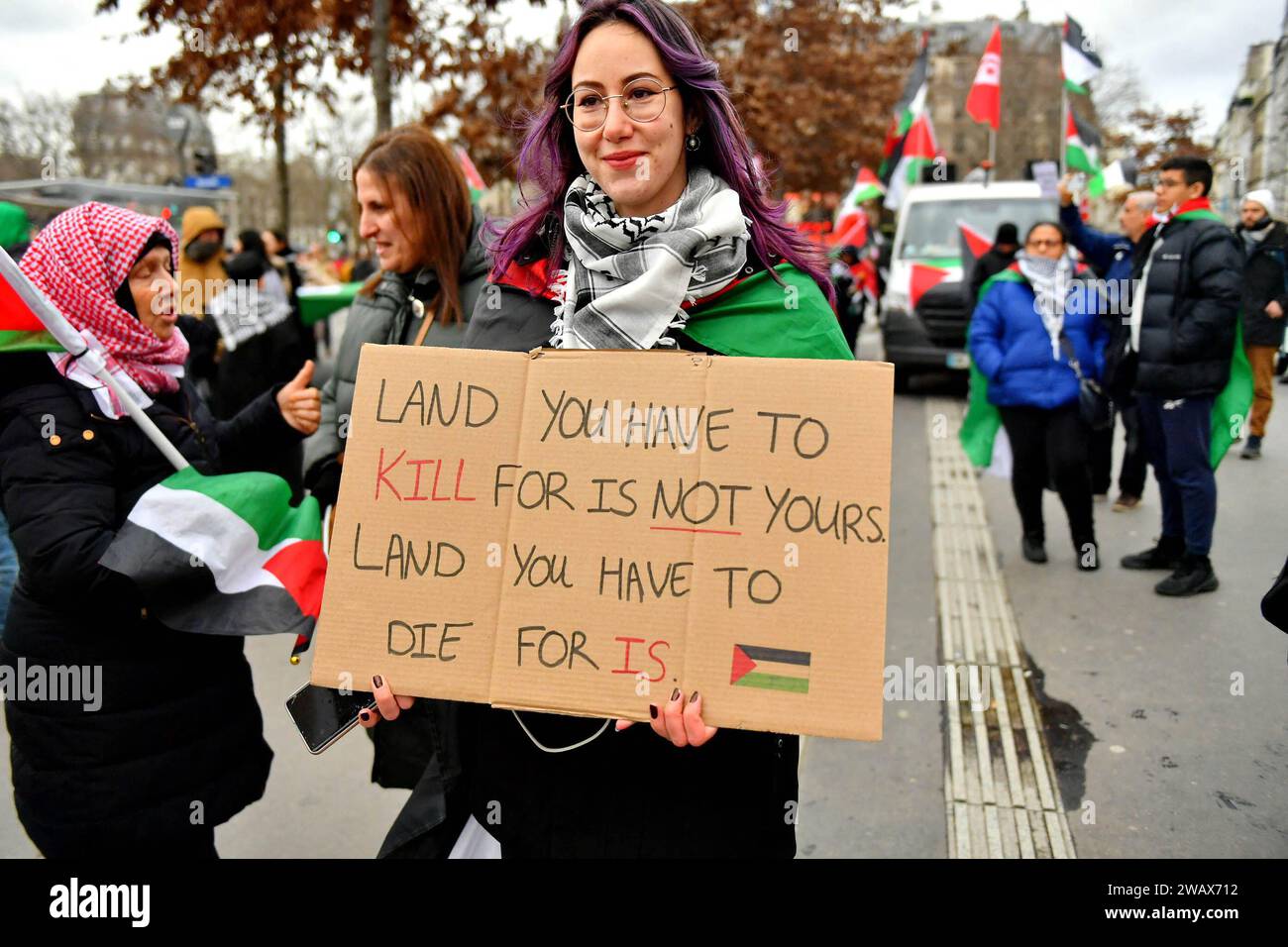 Paris, France. 07th Jan, 2024. Demonstration for ceasefire in Gaza and ...