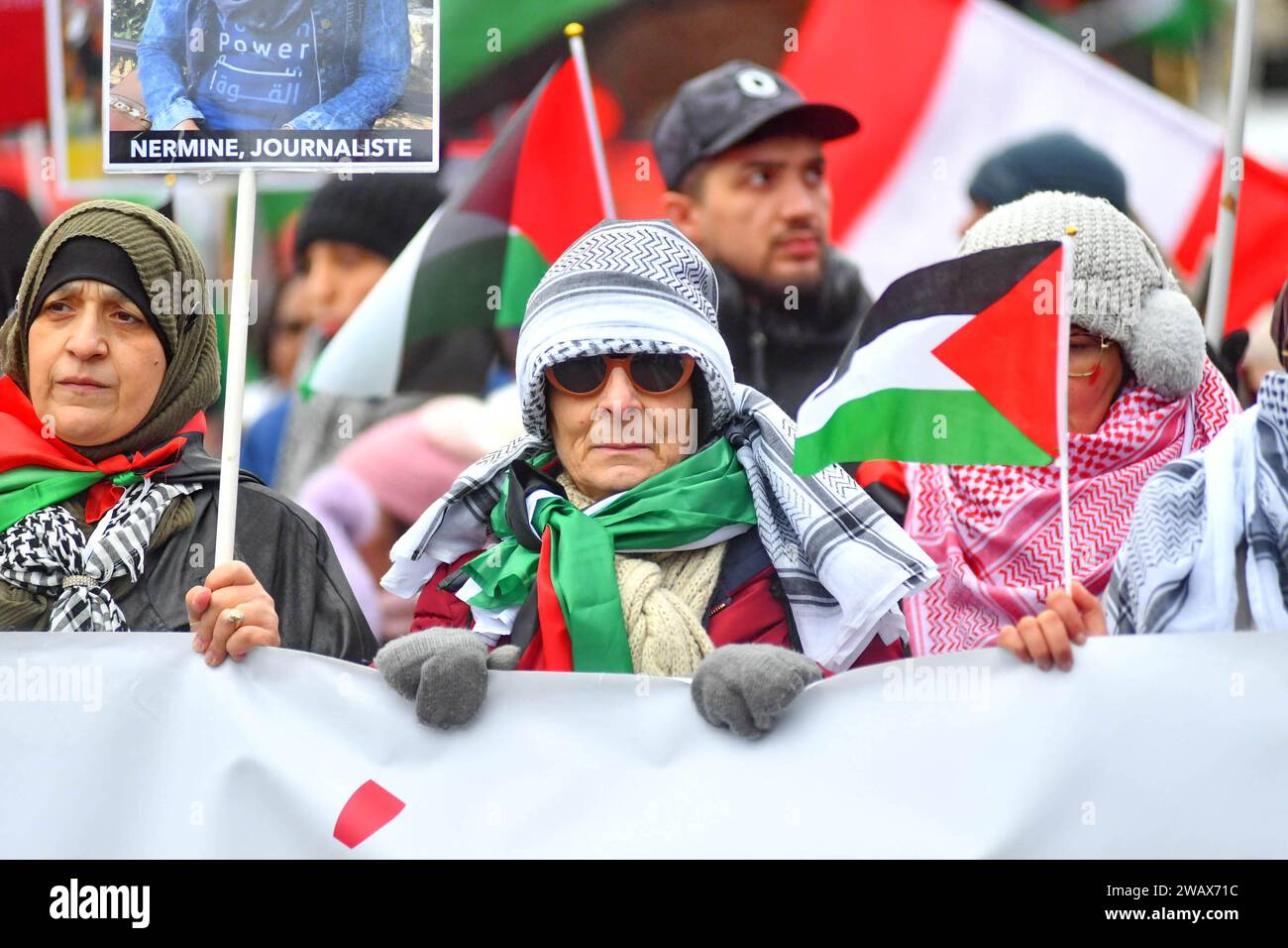 Paris, France. 07th Jan, 2024. Demonstration for ceasefire in Gaza and ...