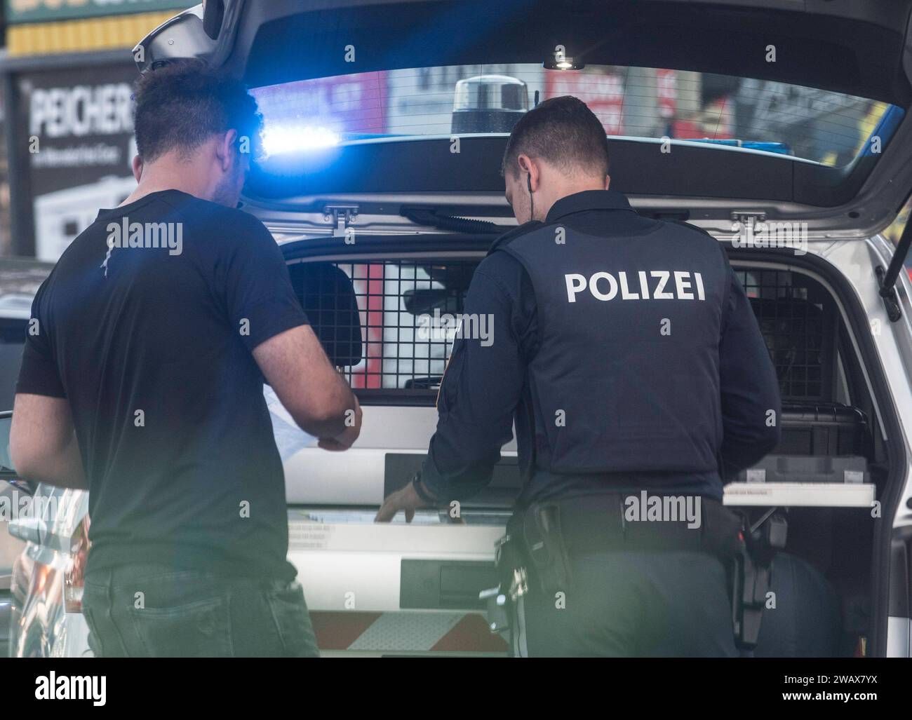 Austrian policewoman hi-res stock photography and images - Alamy