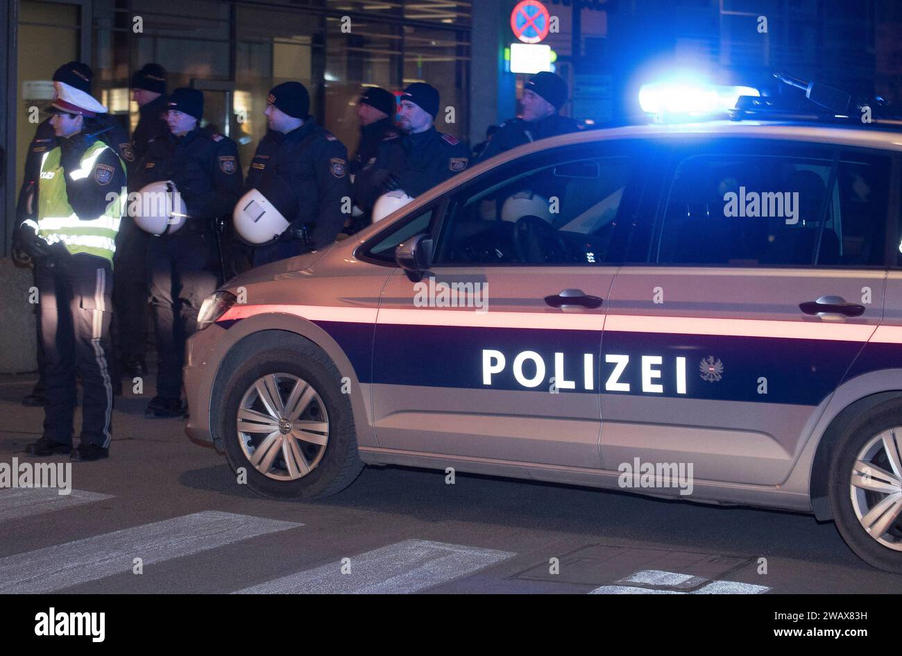 austrian police force is as any other police symbols and signs of the ...