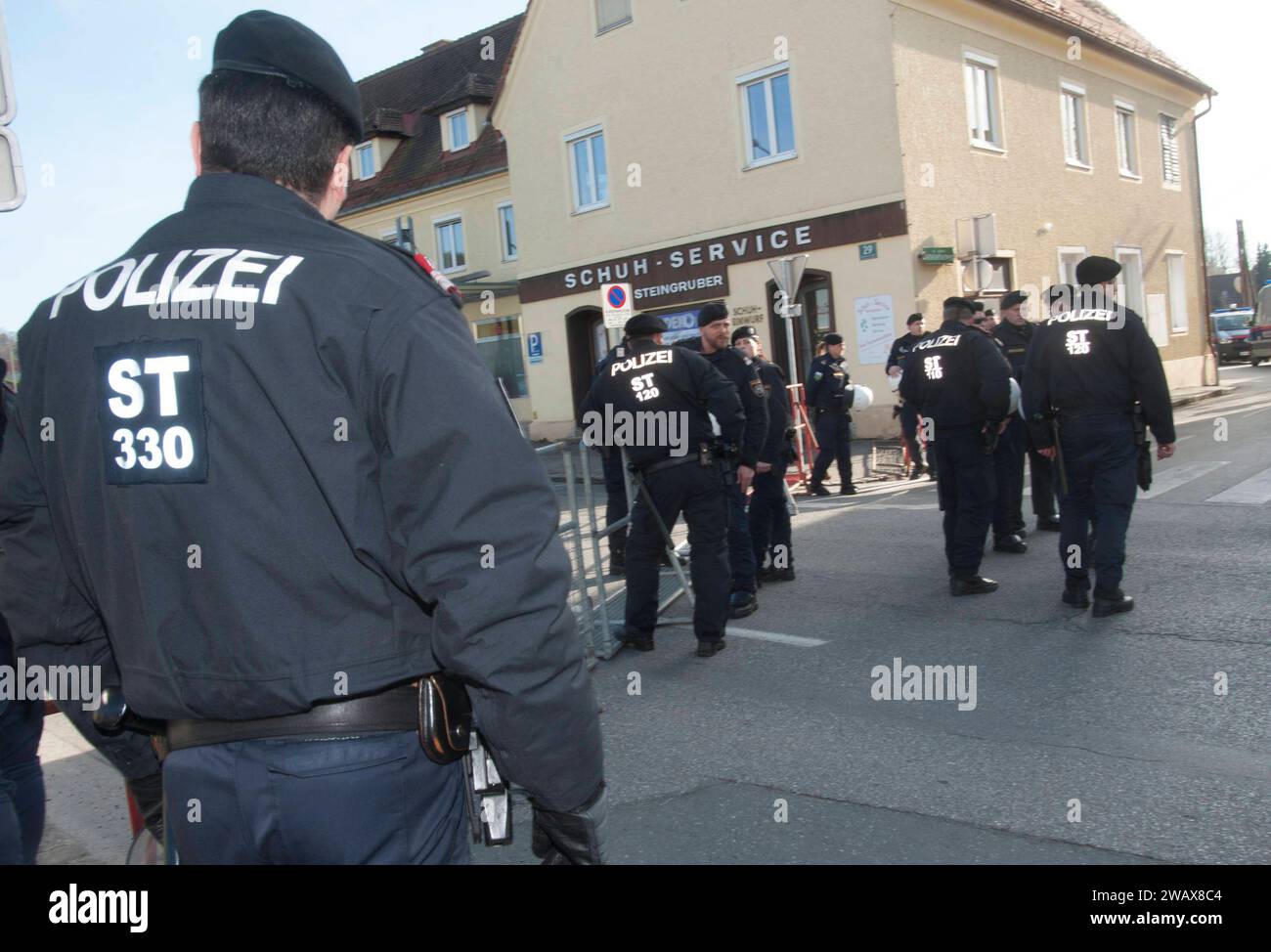 austrian police force is as any other police symbols and signs of the ...
