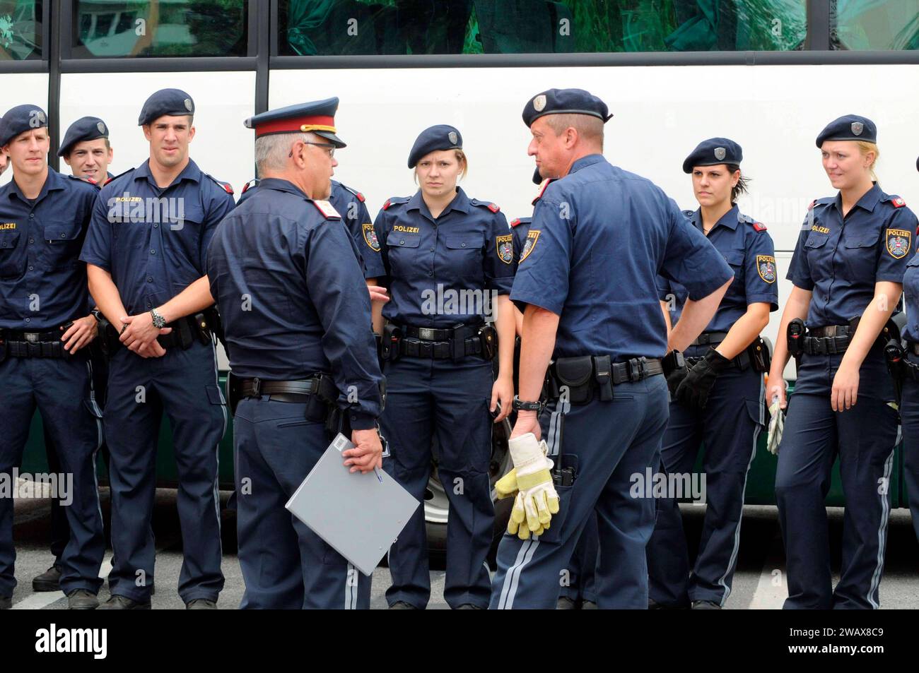austrian police force is as any other police symbols and signs of the ...