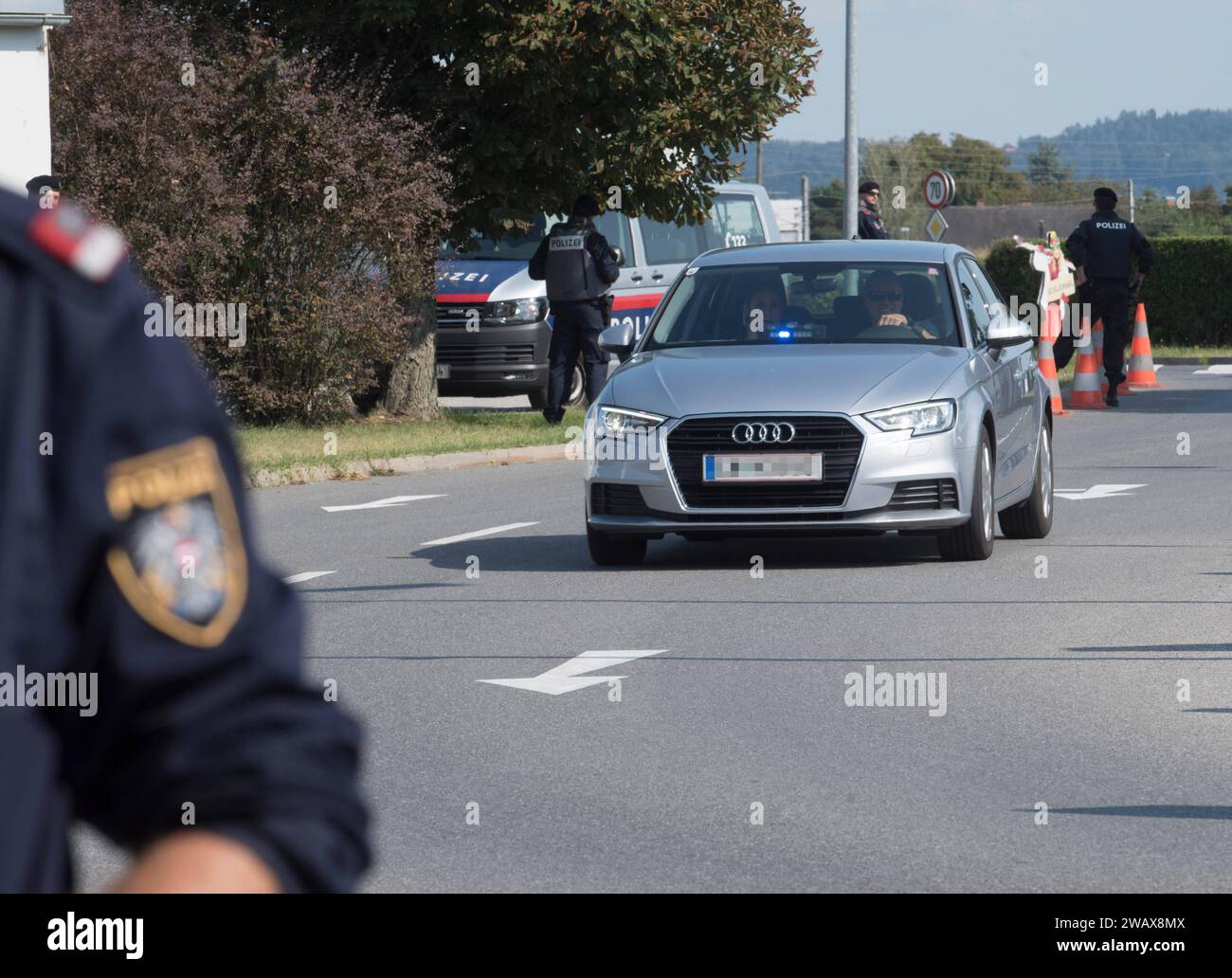 austrian police force is as any other police symbols and signs of the ...