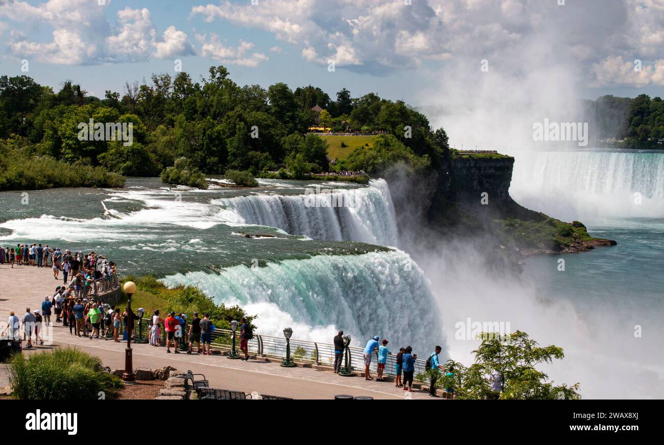 Niagara, New York, USA - 1 August 2023: A group of people standing at ...