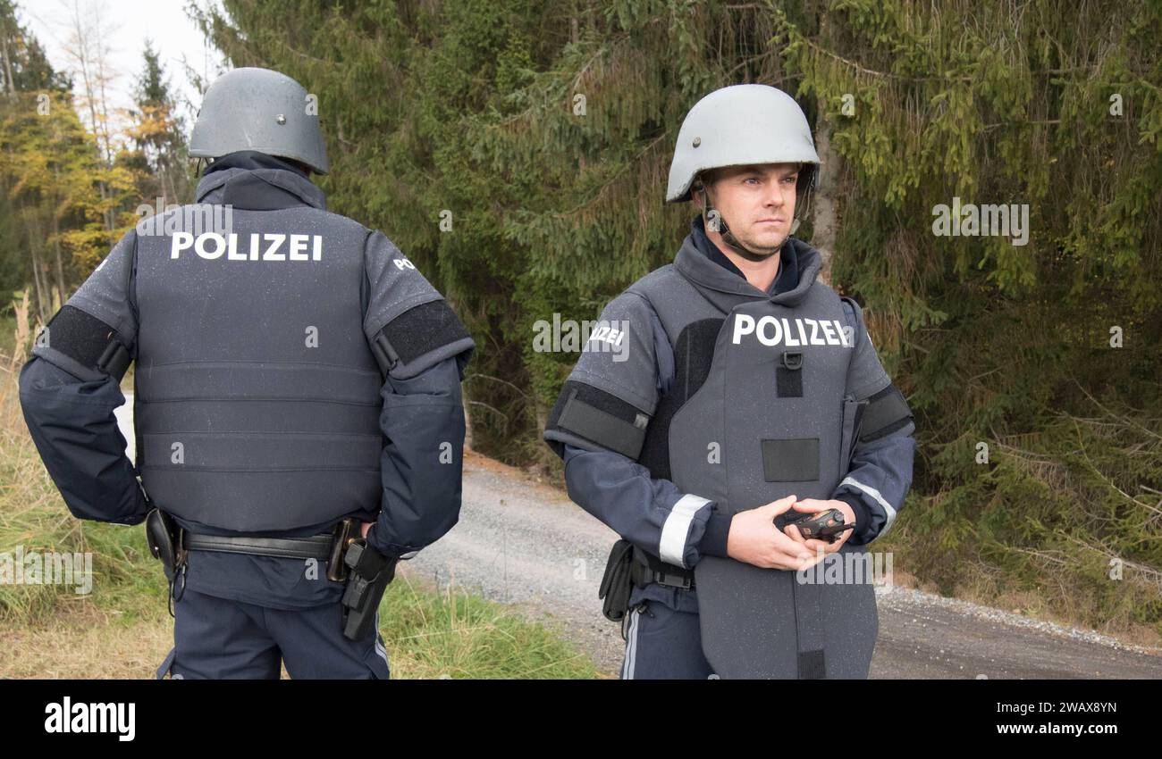 austrian police force is as any other police symbols and signs of the ...