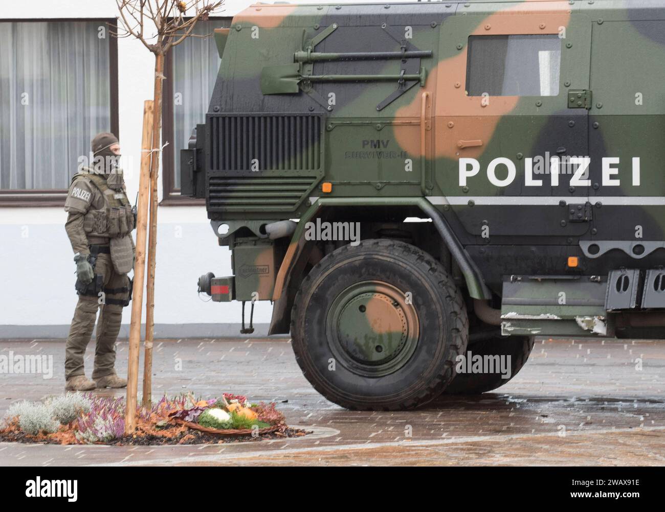 austrian police force is as any other police symbols and signs of the ...
