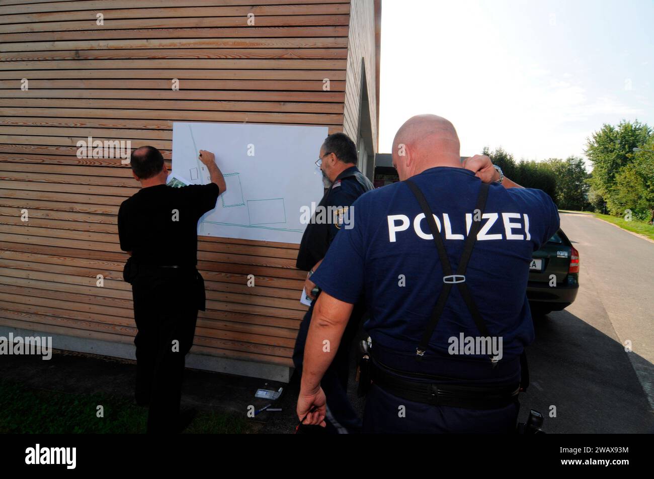 austrian police force is as any other police symbols and signs of the ...